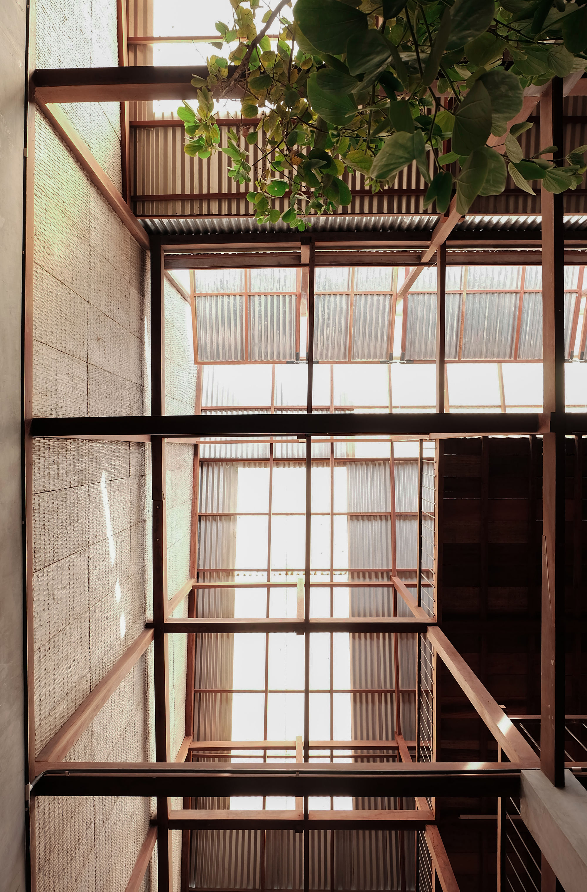 Gallery of House in Chau Doc / NISHIZAWAARCHITECTS - 28