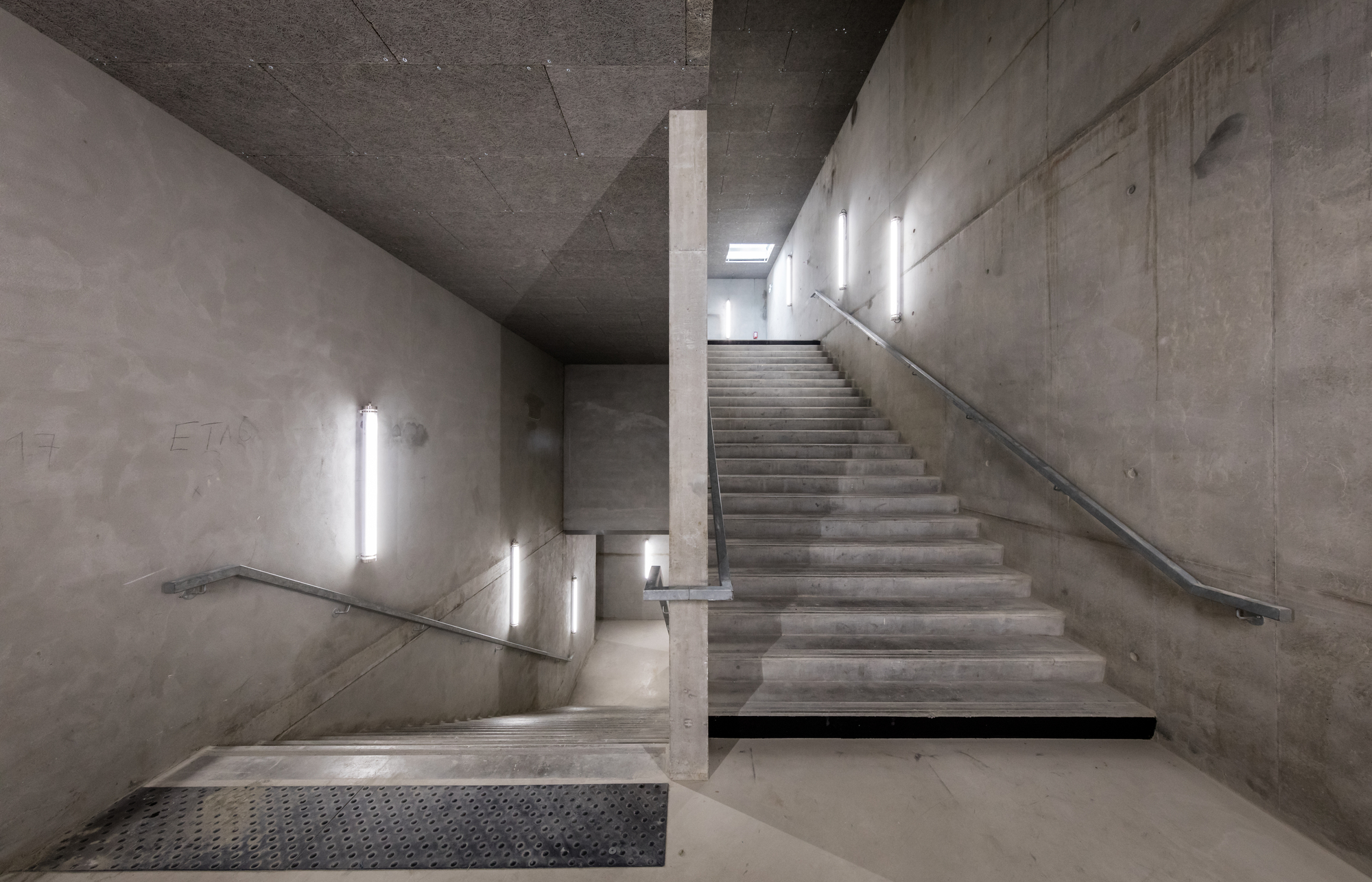 Gallery of Lab City CentraleSupélec / OMA - 23