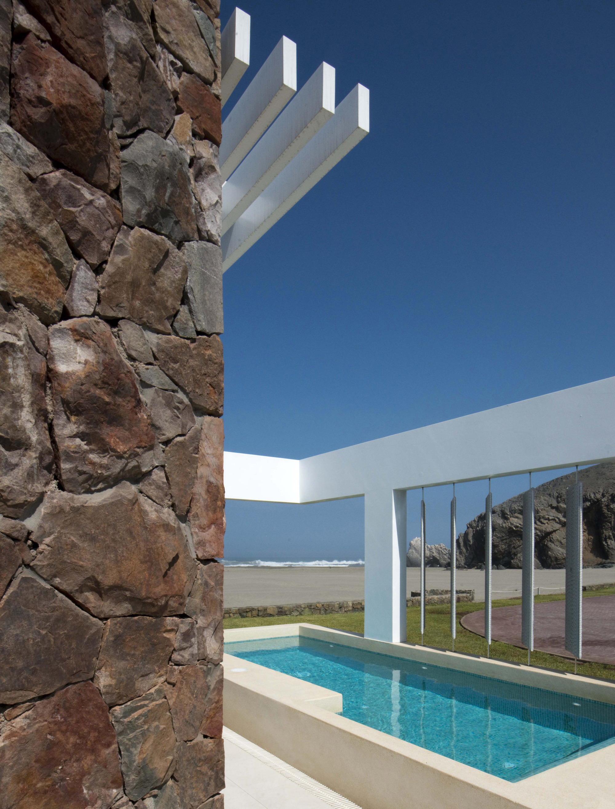 Gallery of Ronda House / Marina Vella Arquitectura Urbanismo - 7