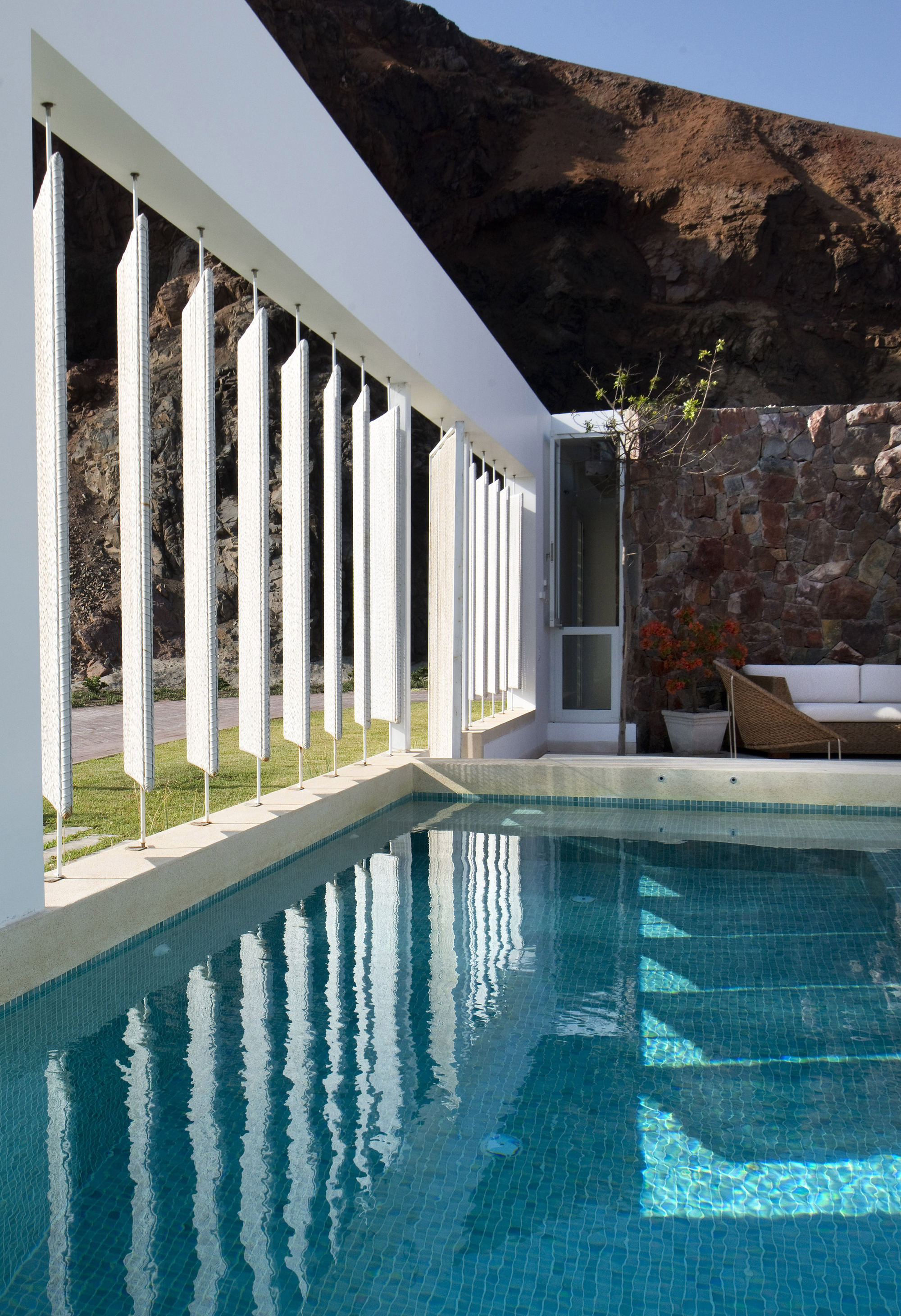 Gallery of Ronda House / Marina Vella Arquitectura Urbanismo - 4