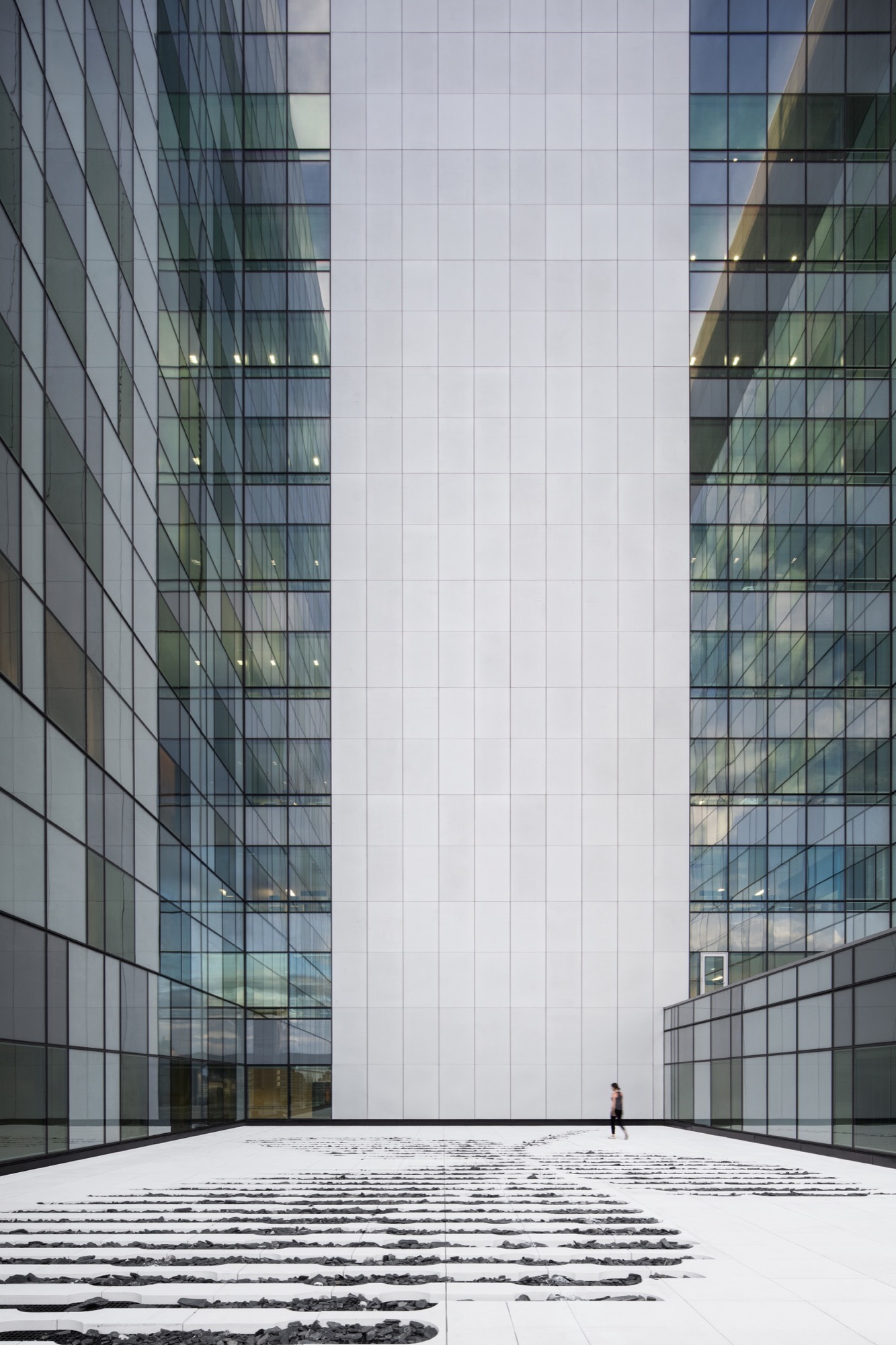 Galería de Centro hospitalario de la Universidad de Montreal ...