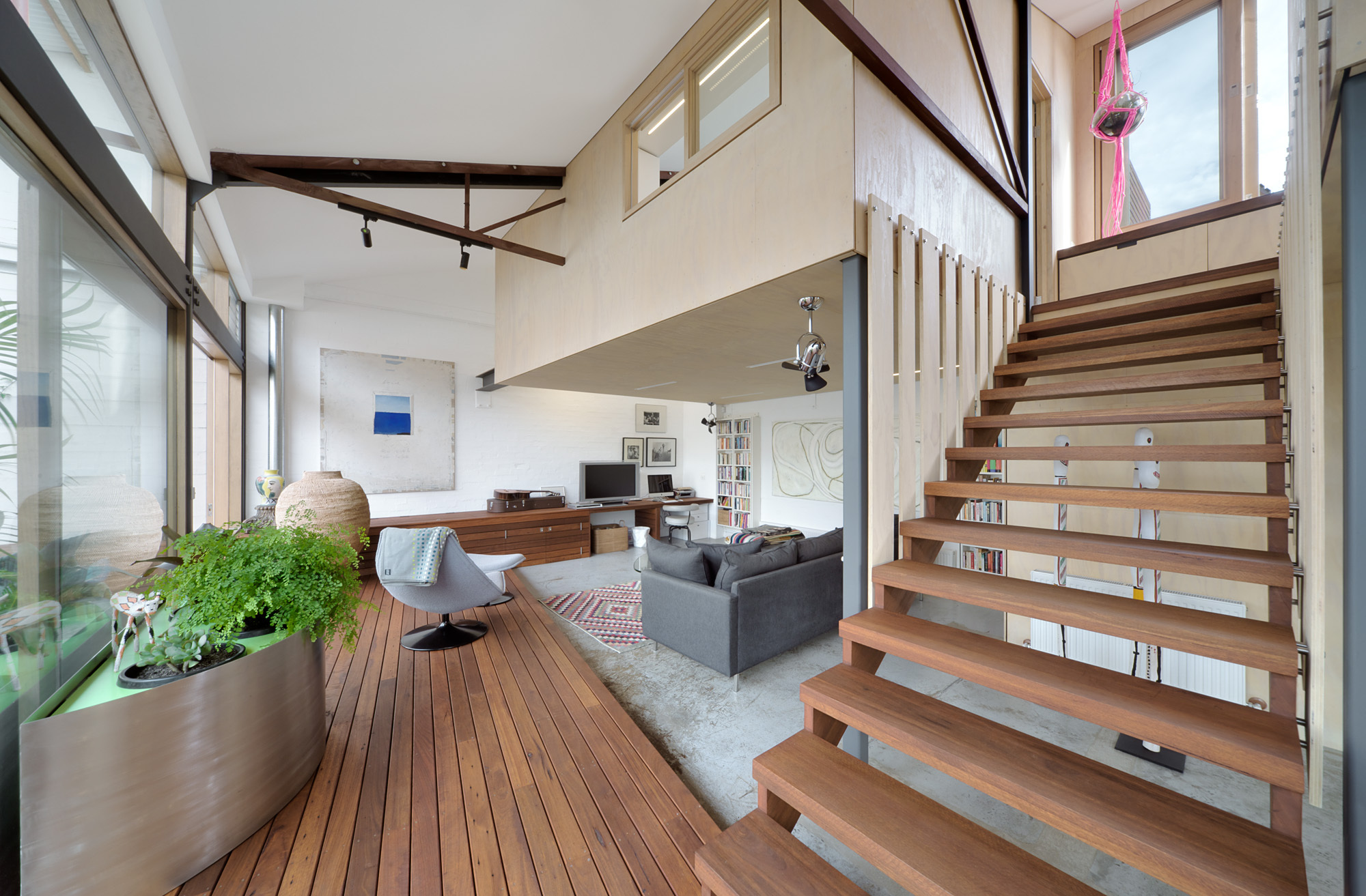 Galería de Up-Cycled Warehouse / Zen Architects - 15