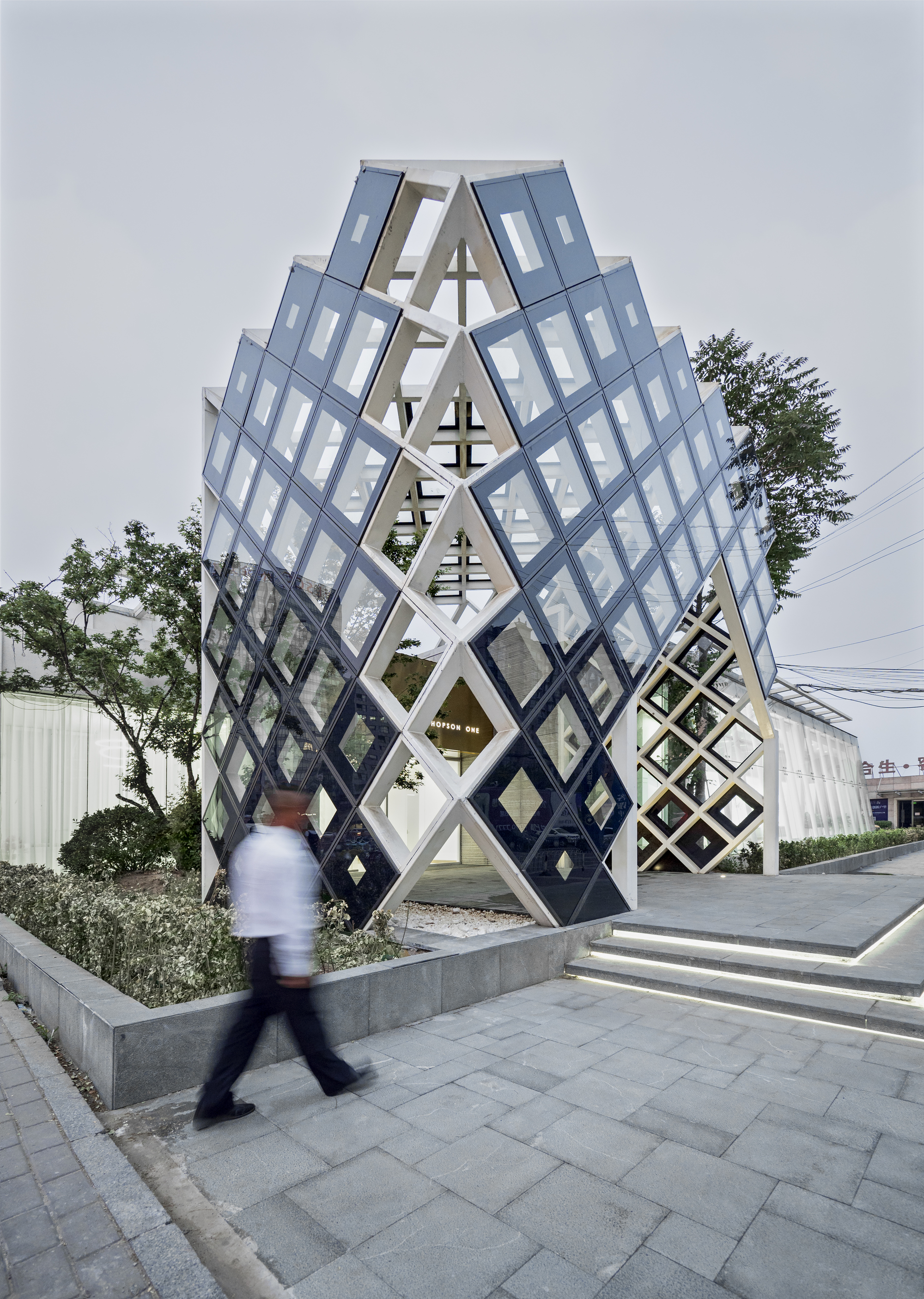 Gallery of Hopson Showroom / LATITUDE - 3