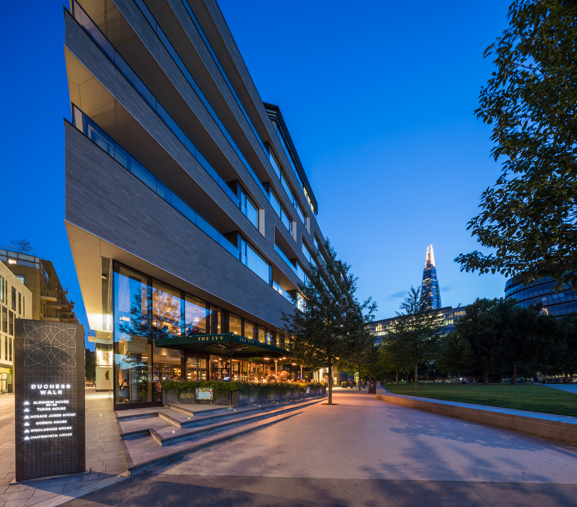 Gallery of One Tower Bridge / Squire and Partners - 13