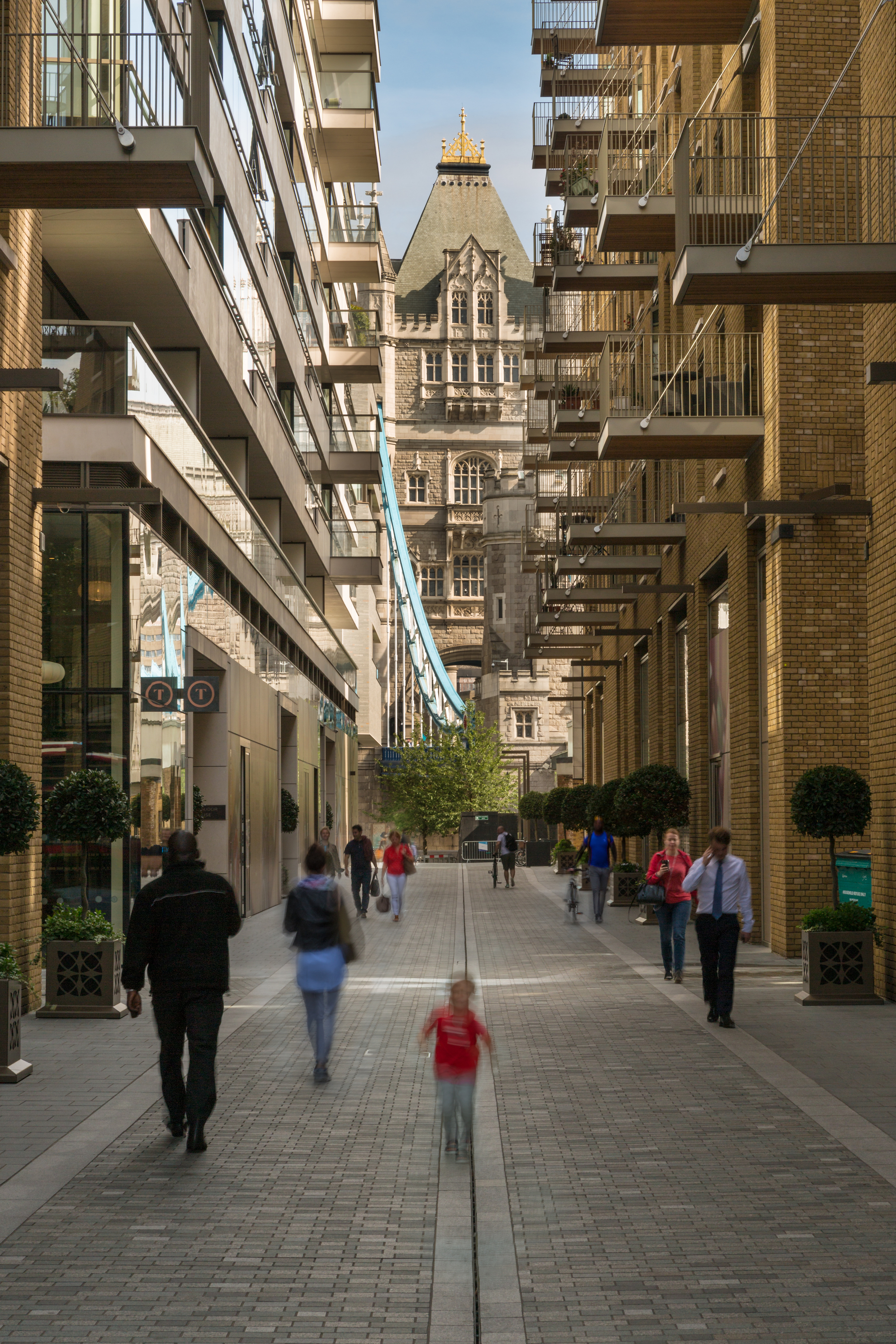 Gallery of One Tower Bridge / Squire and Partners - 7