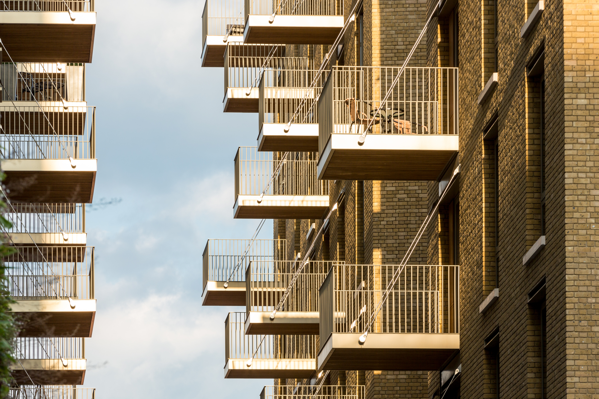 Gallery of One Tower Bridge / Squire and Partners - 2