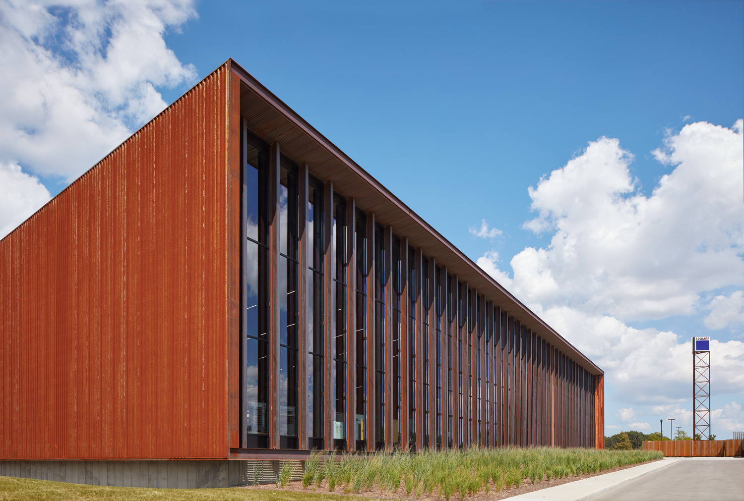 Gallery of Trumpf Smart Factory Chicago / Barkow Leibinger - 8