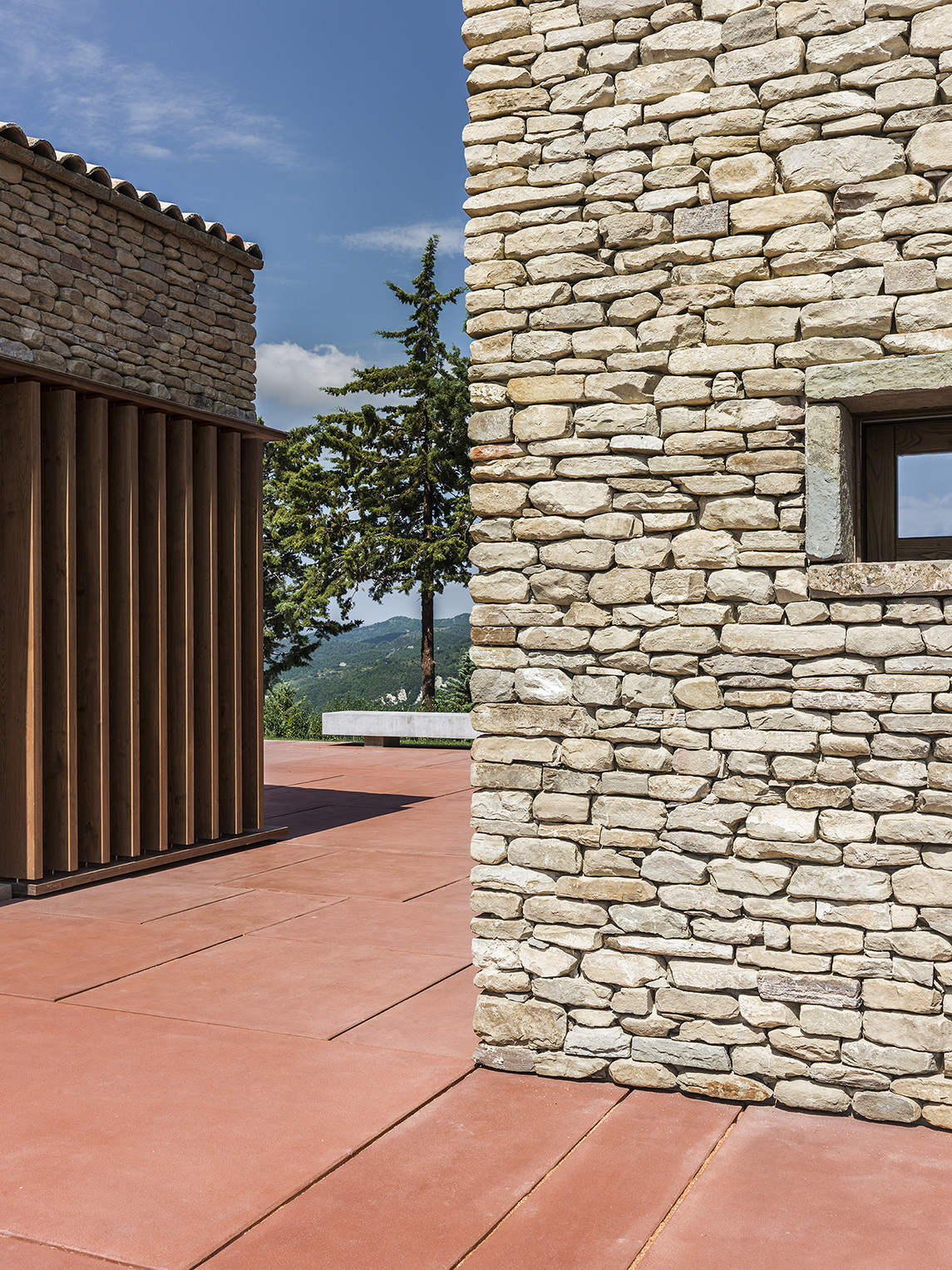 Gallery of AP House Urbino / GGA gardini gibertini architects - 15
