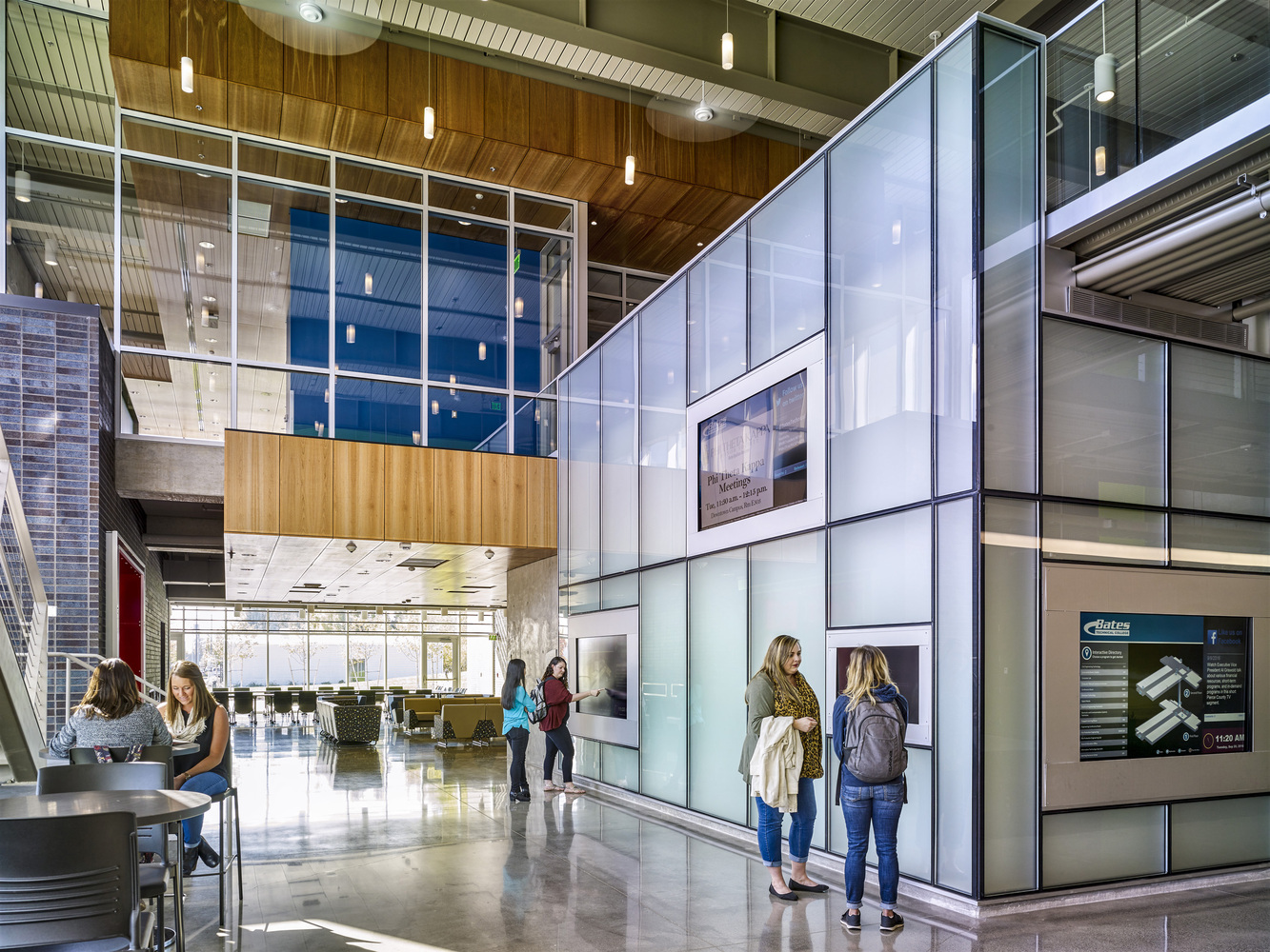 Gallery of 12 Projects Win 2017 AIA Education Facility Design Awards - 18