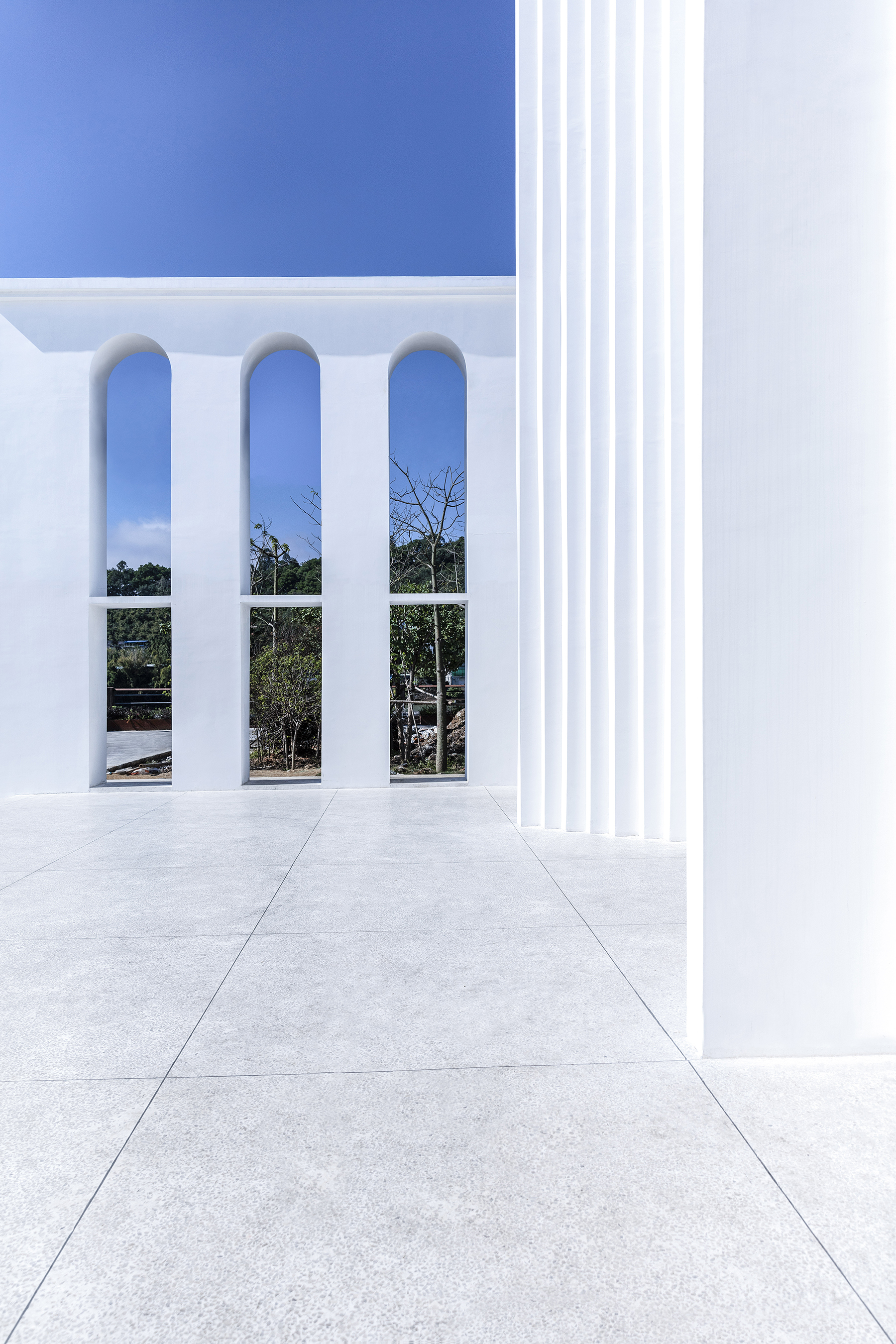 Gallery of White Church / LAD - 2