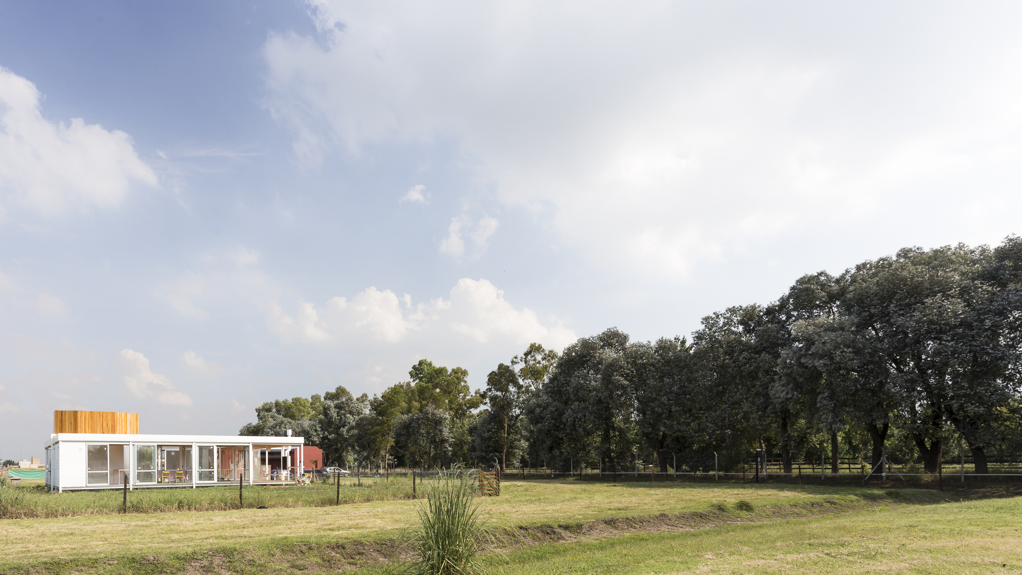 Gallery of Canning House / Estudio Borrachia - 11