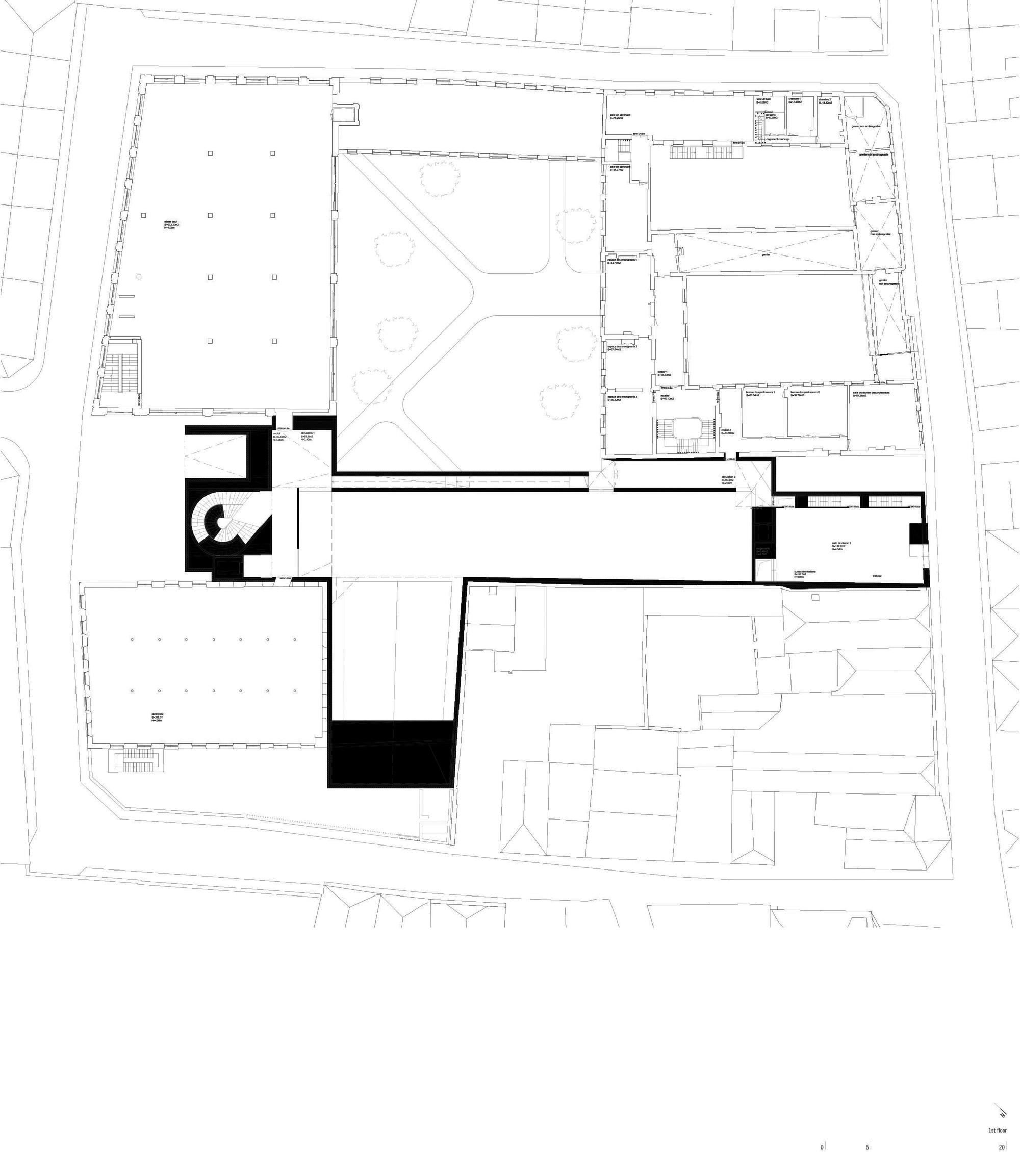 画廊 融在旧工厂中的建筑系馆，每一个开口都是不同形状的取景框 / Aires Mateus - 46