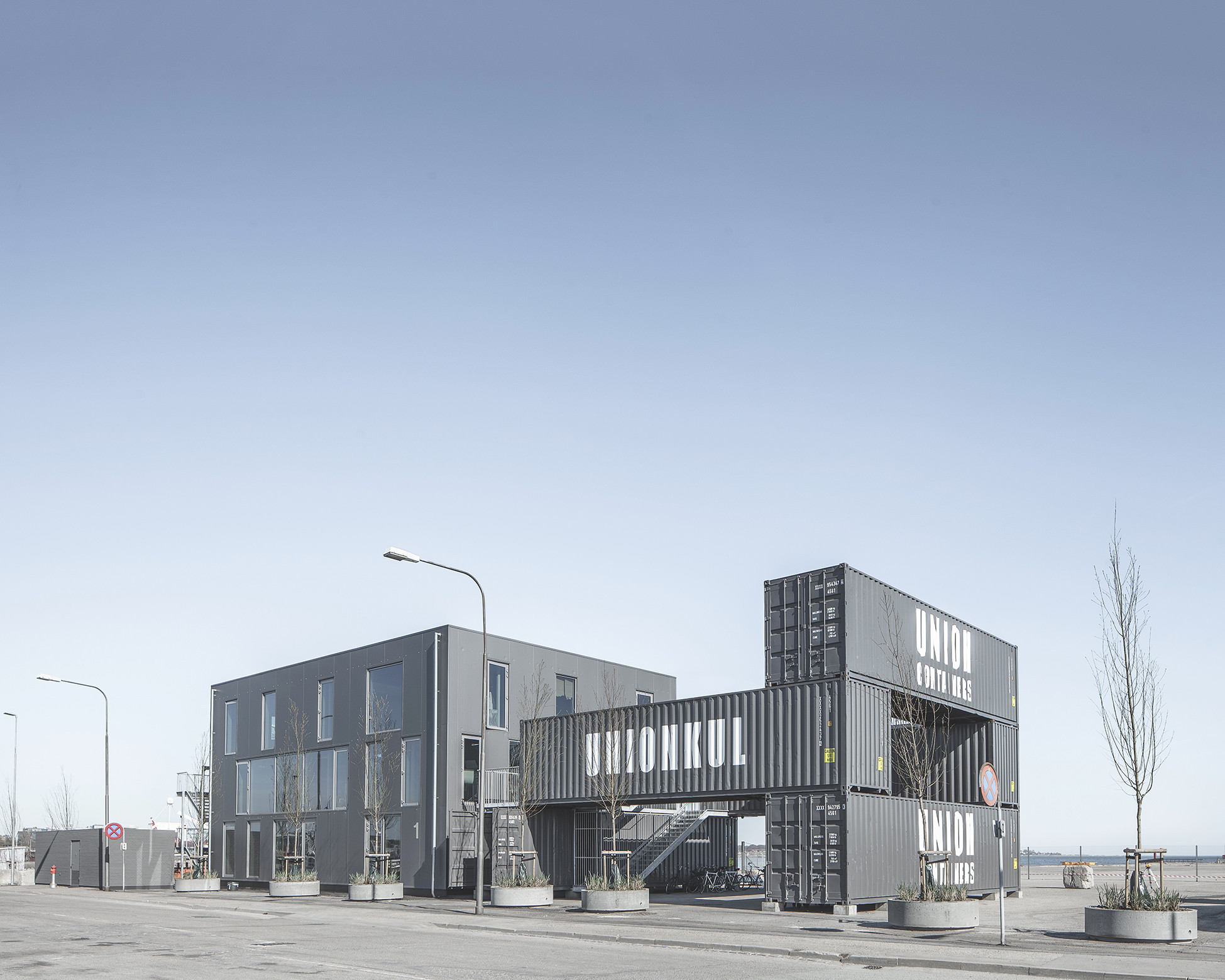 Gallery of 3 Different Ways to Use a Shipping Container on Your Next ...