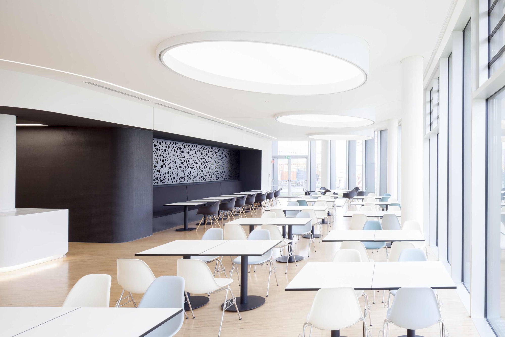 Gallery of DZNE German Center for Neurodegenerative Diseases / wulf ...