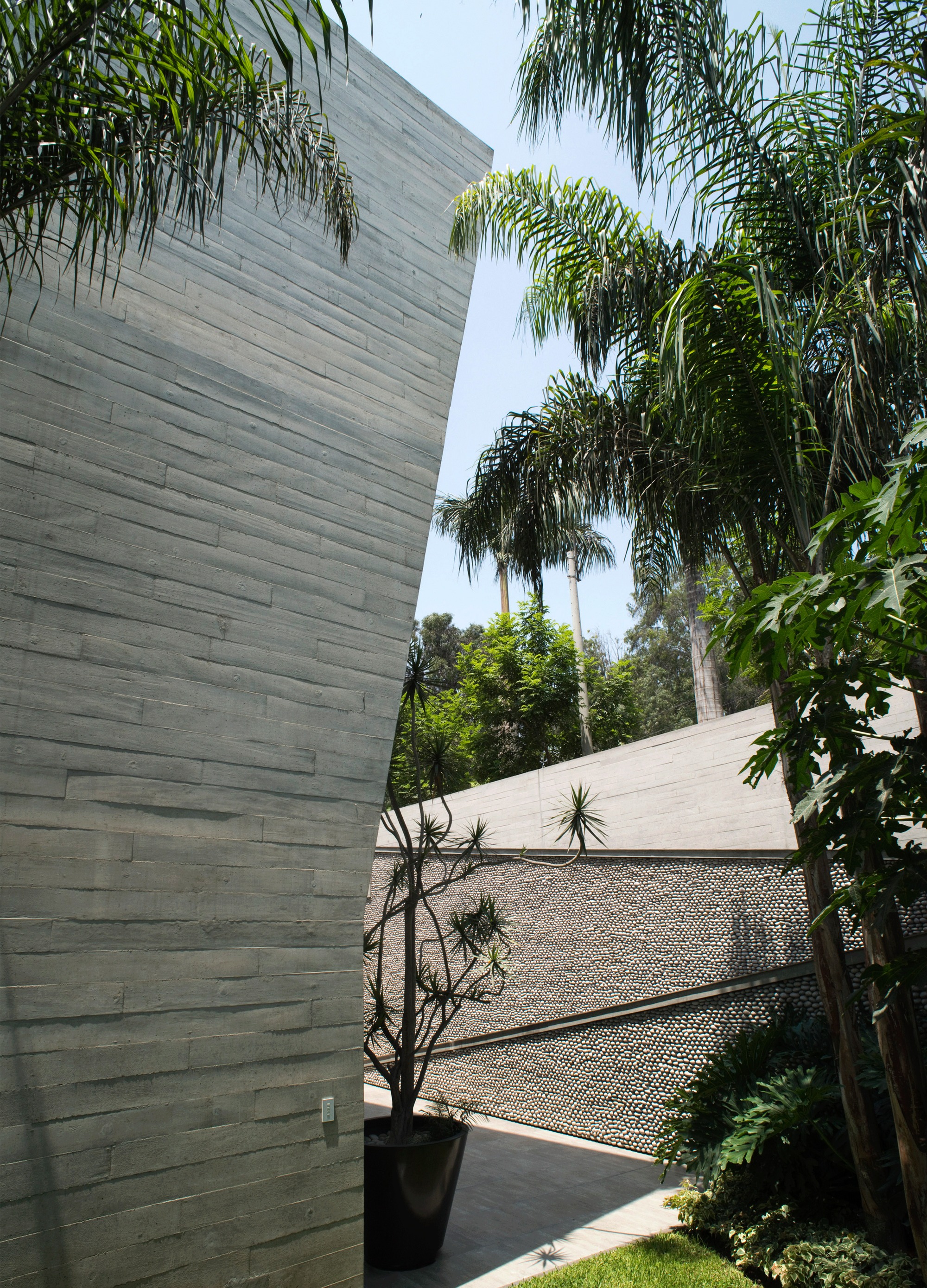 Galería de CASA D3 / BARCLAY&CROUSSE Architecture - 7