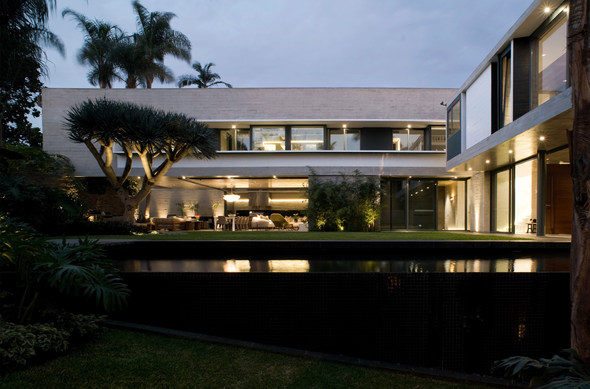 Galería de CASA D3 / BARCLAY&CROUSSE Architecture - 10