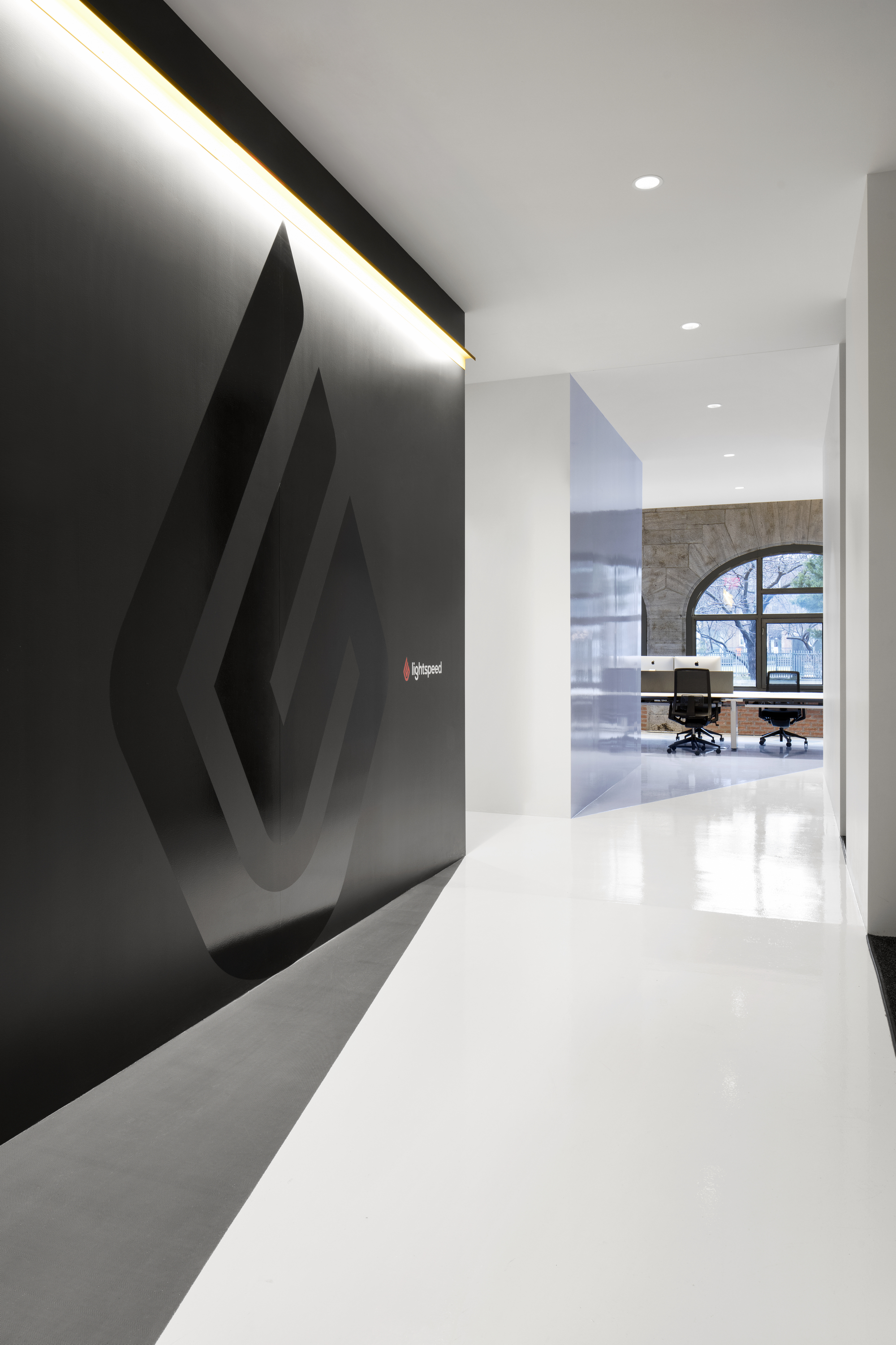 Gallery of Lightspeed Office / ACDF Architecture - 6