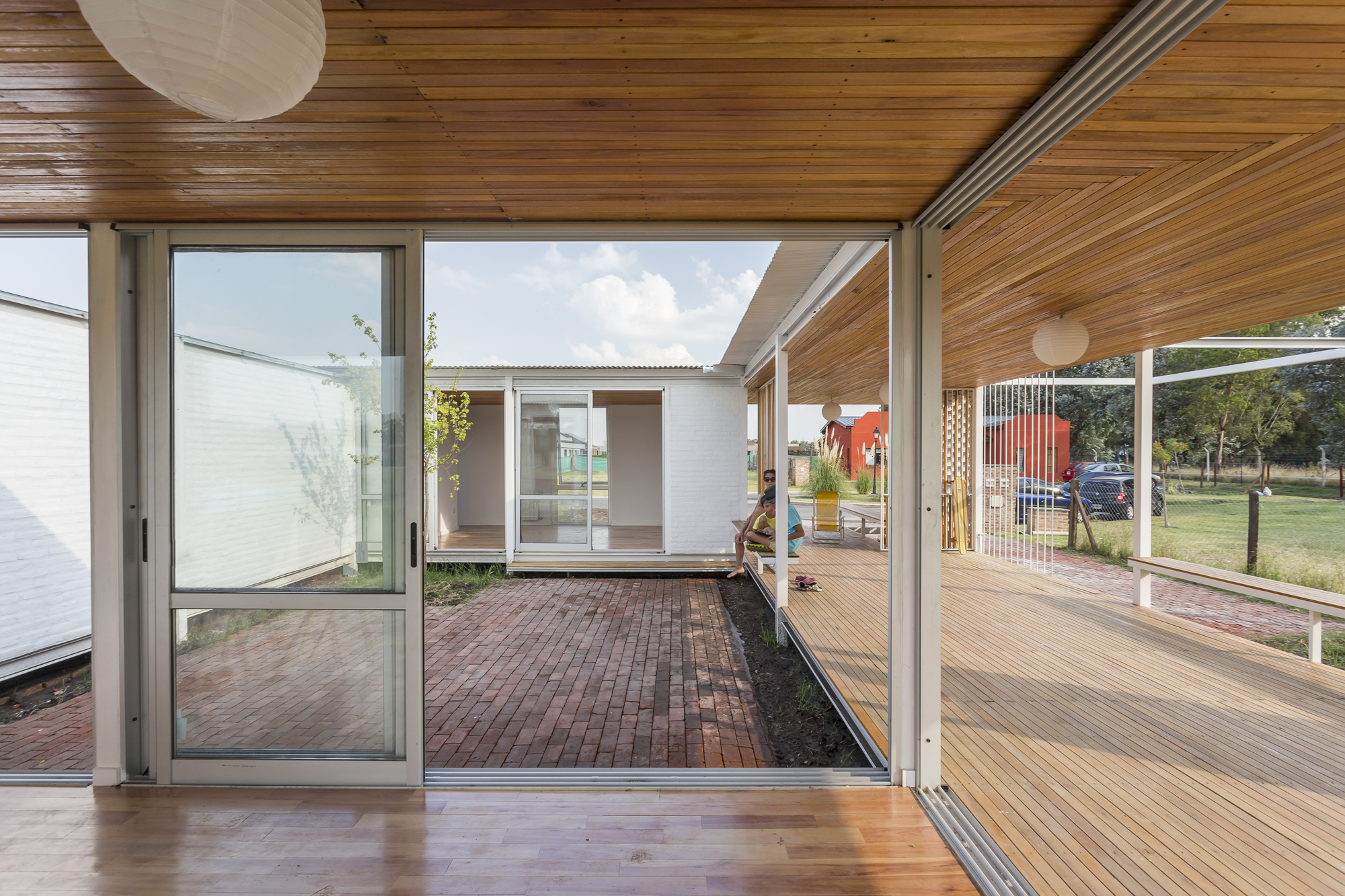 Gallery of Canning House / Estudio Borrachia - 18