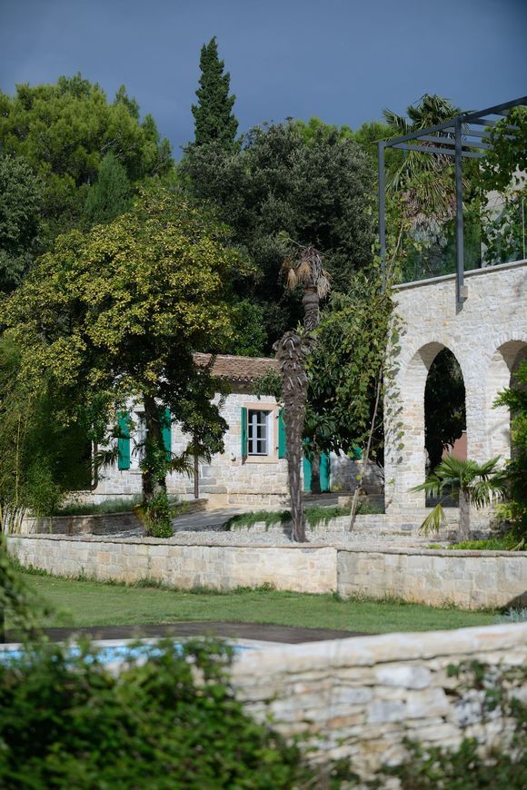 Gallery of Mediterranean Villa / Architectural office TOBIS-inzenjering ...