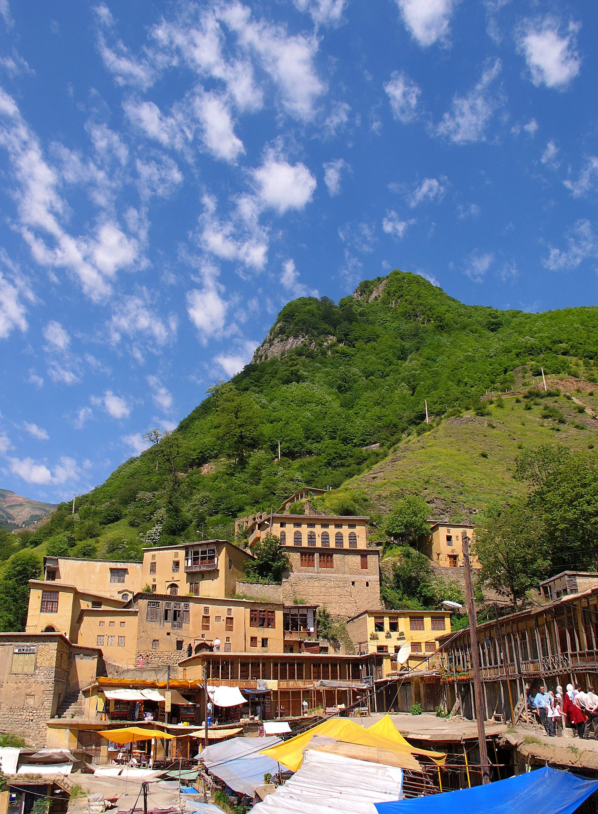 Gallery of Where Roofs and Streets Become One: Iran’s Historic Village ...