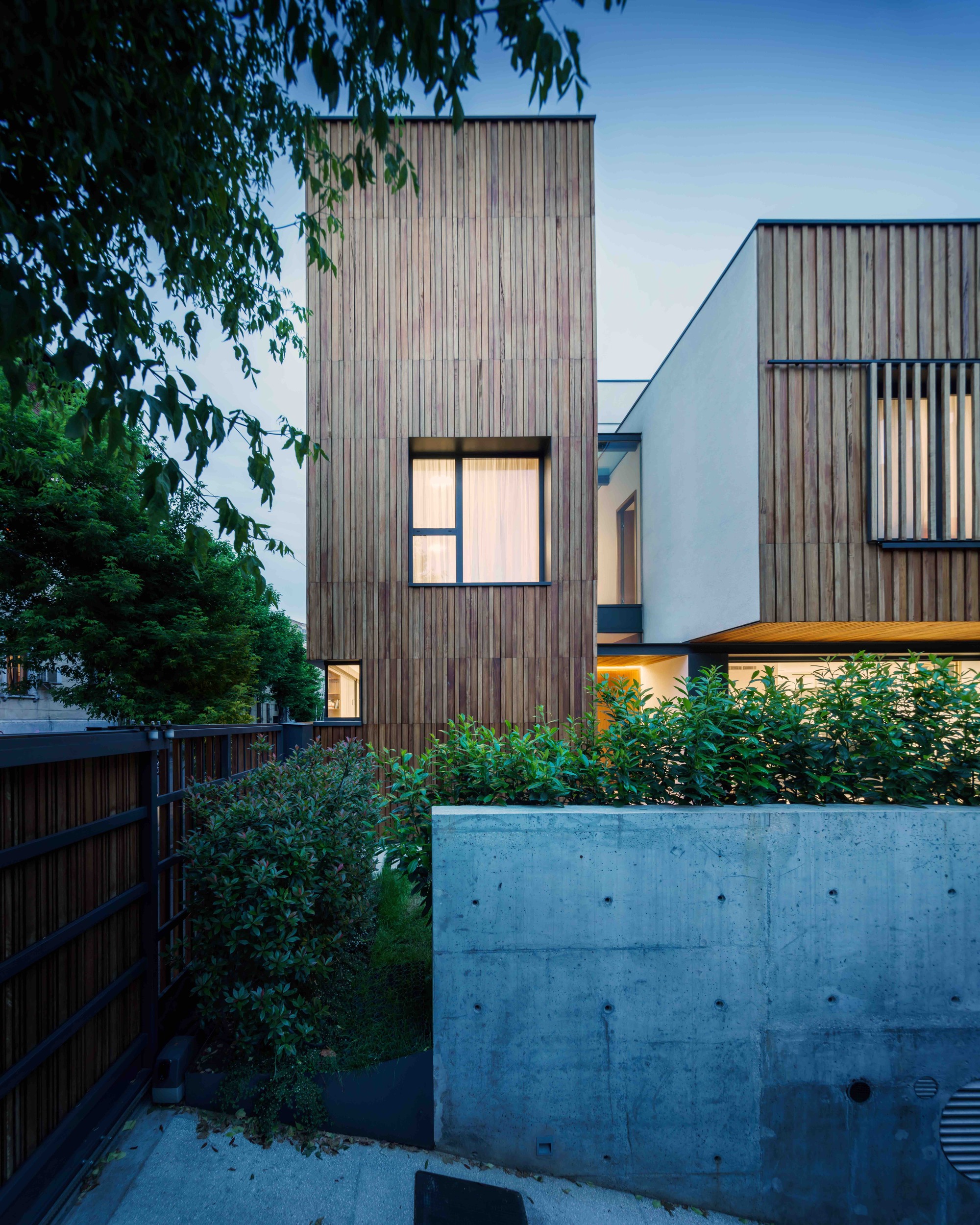 Gallery of Racovita House / Corina Dindareanu - 18