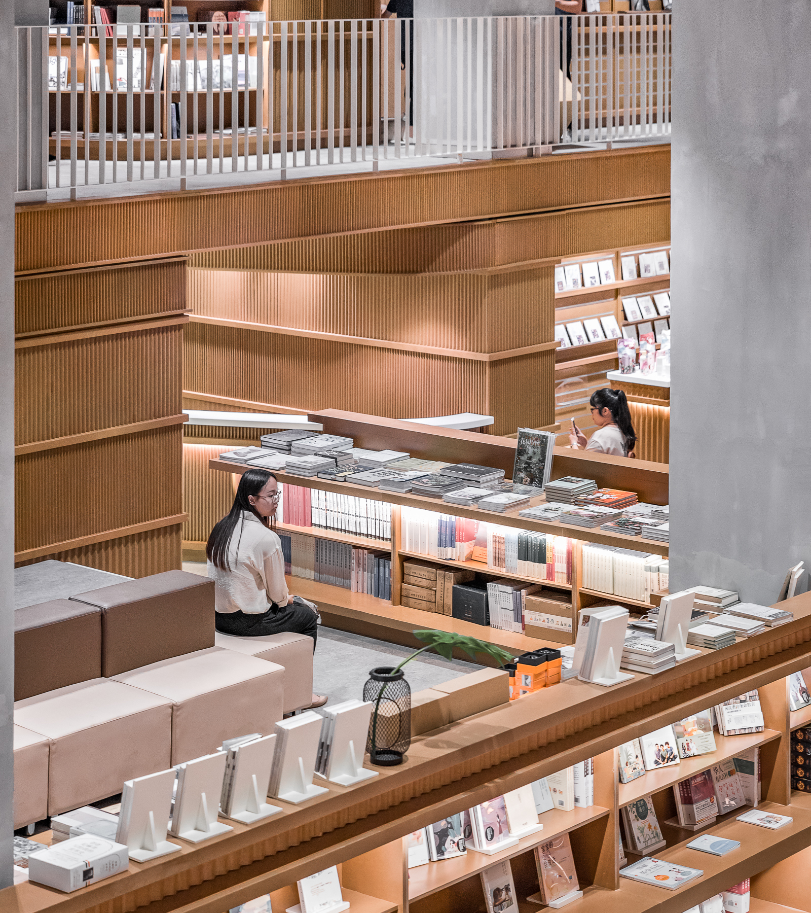 Gallery of Altlife Bookstore in Ningbo / Kokaistudios - 12