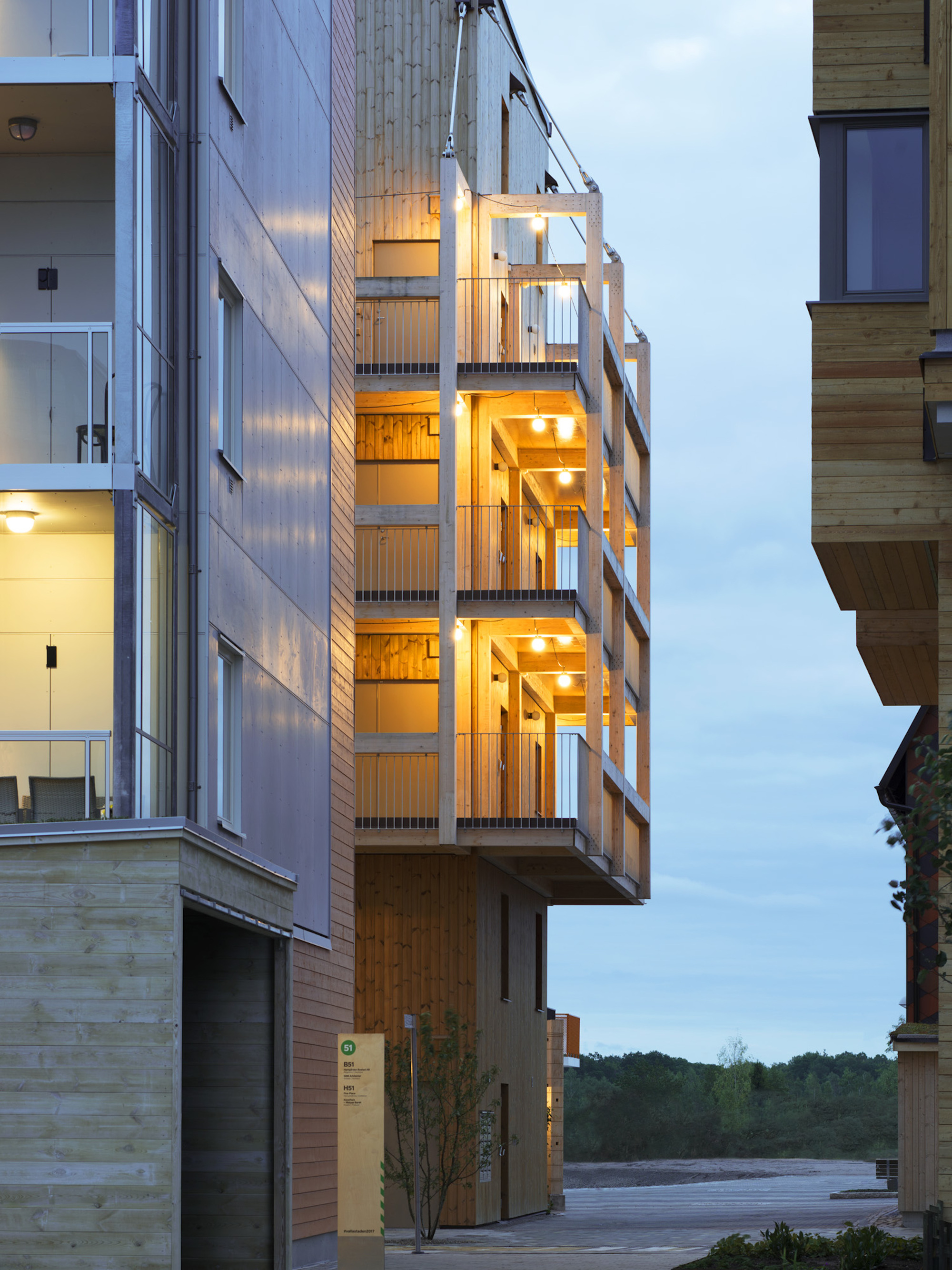 Gallery of The Wooden Box House / Spridd - 13