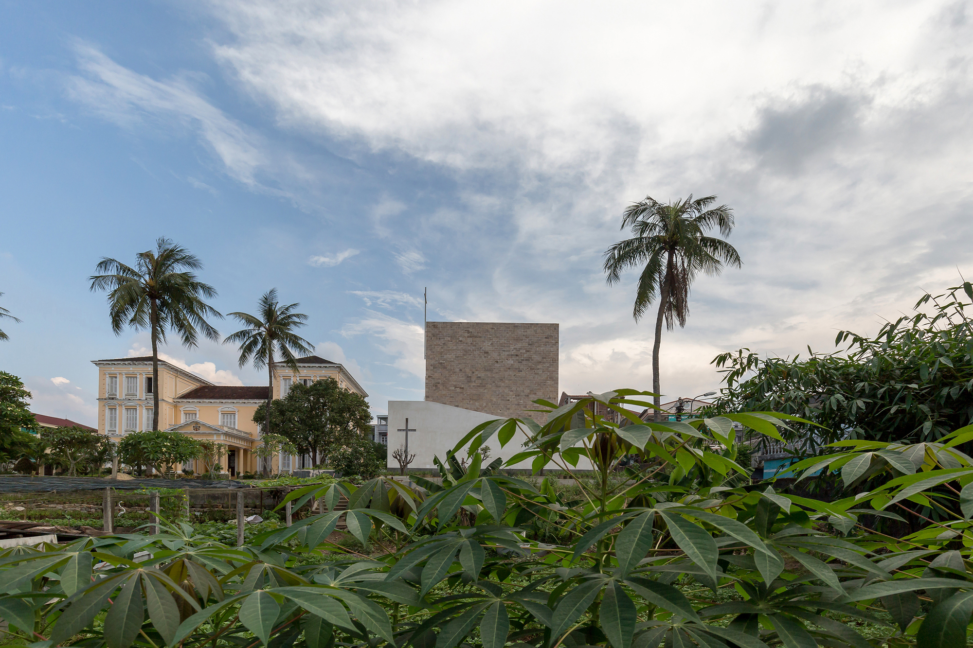 Gallery of The Kham Mang Chapel / BHA - 4