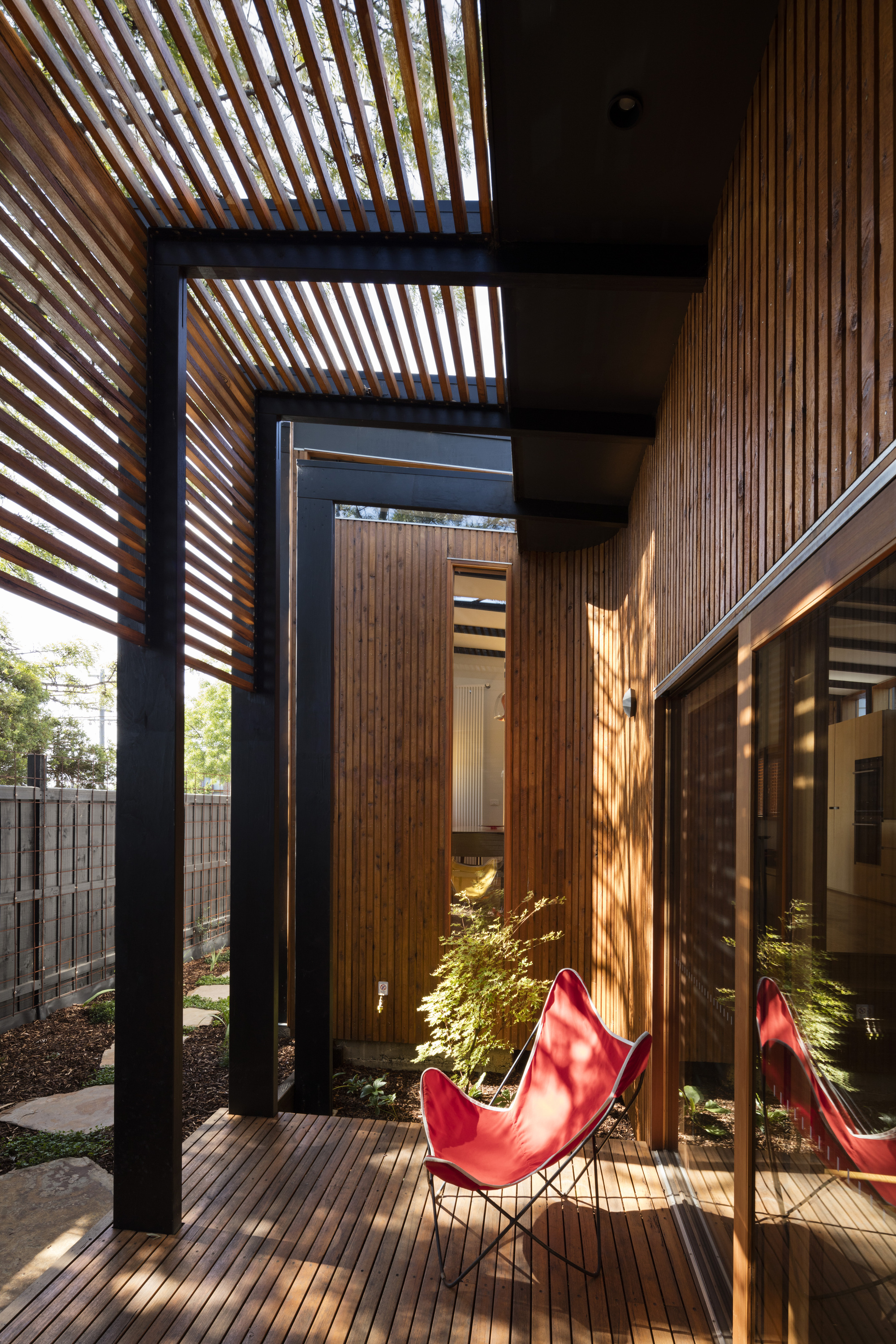 Gallery of Rhythm House / Delia Teschendorff Architecture - 5