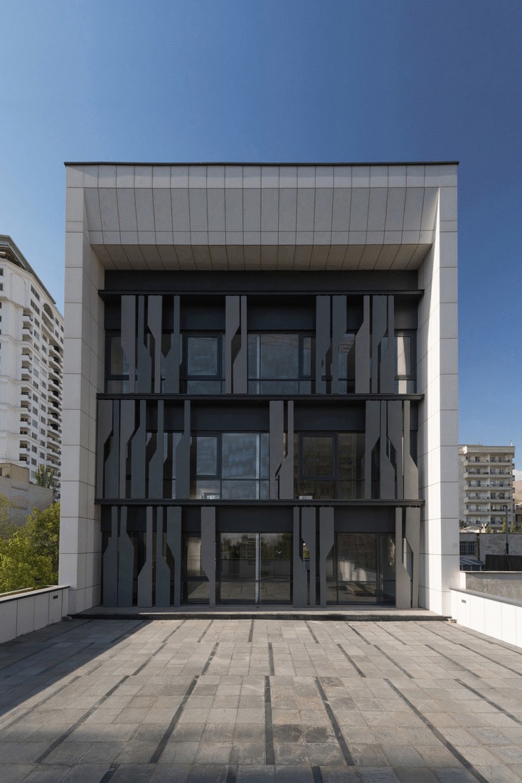Gallery of Farmanieh Commercial-Office Building / Alidoost and Partners ...