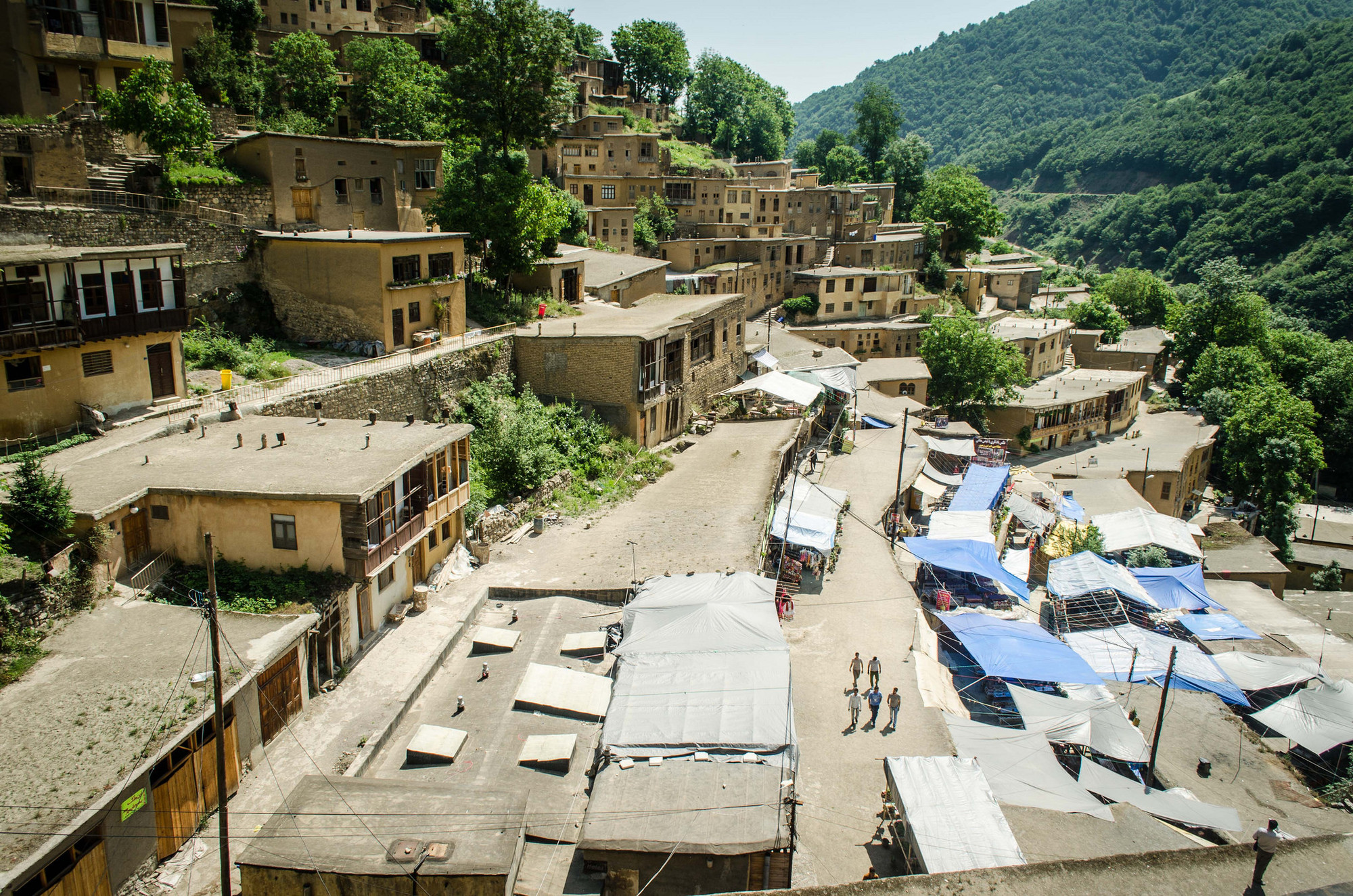 Gallery of Where Roofs and Streets Become One: Iran’s Historic Village ...