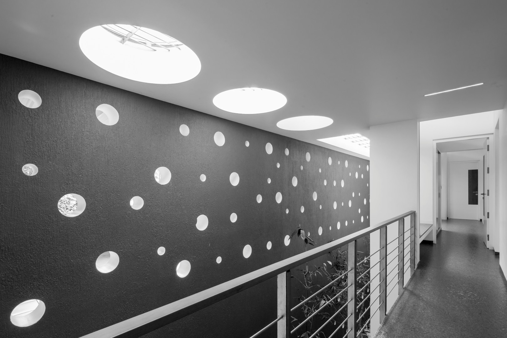 Gallery of The Floating Parasol House / LIJO.RENY.architects - 6