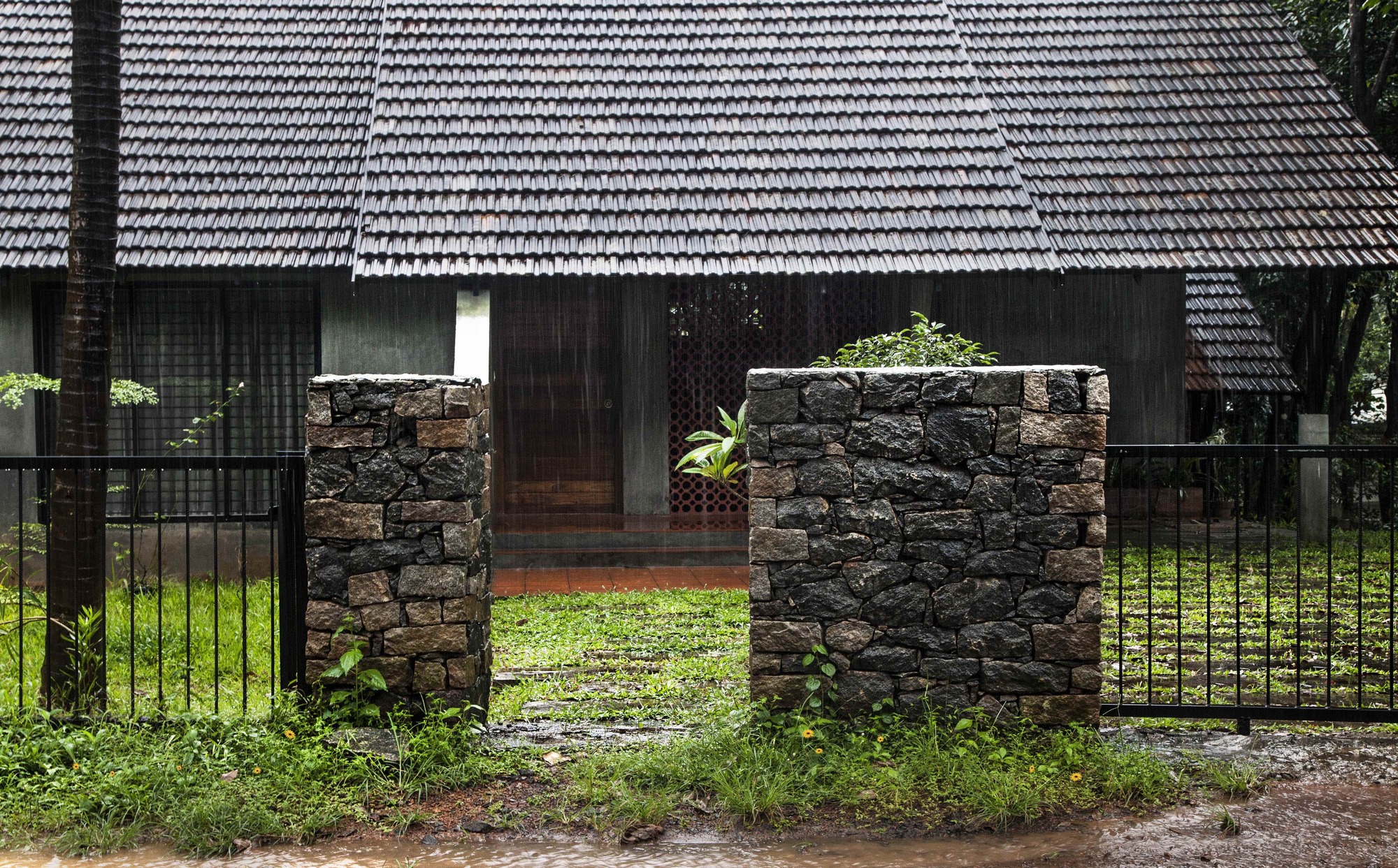 Gallery of Mausam - House of the Seasons / ZERO STUDIO - 8