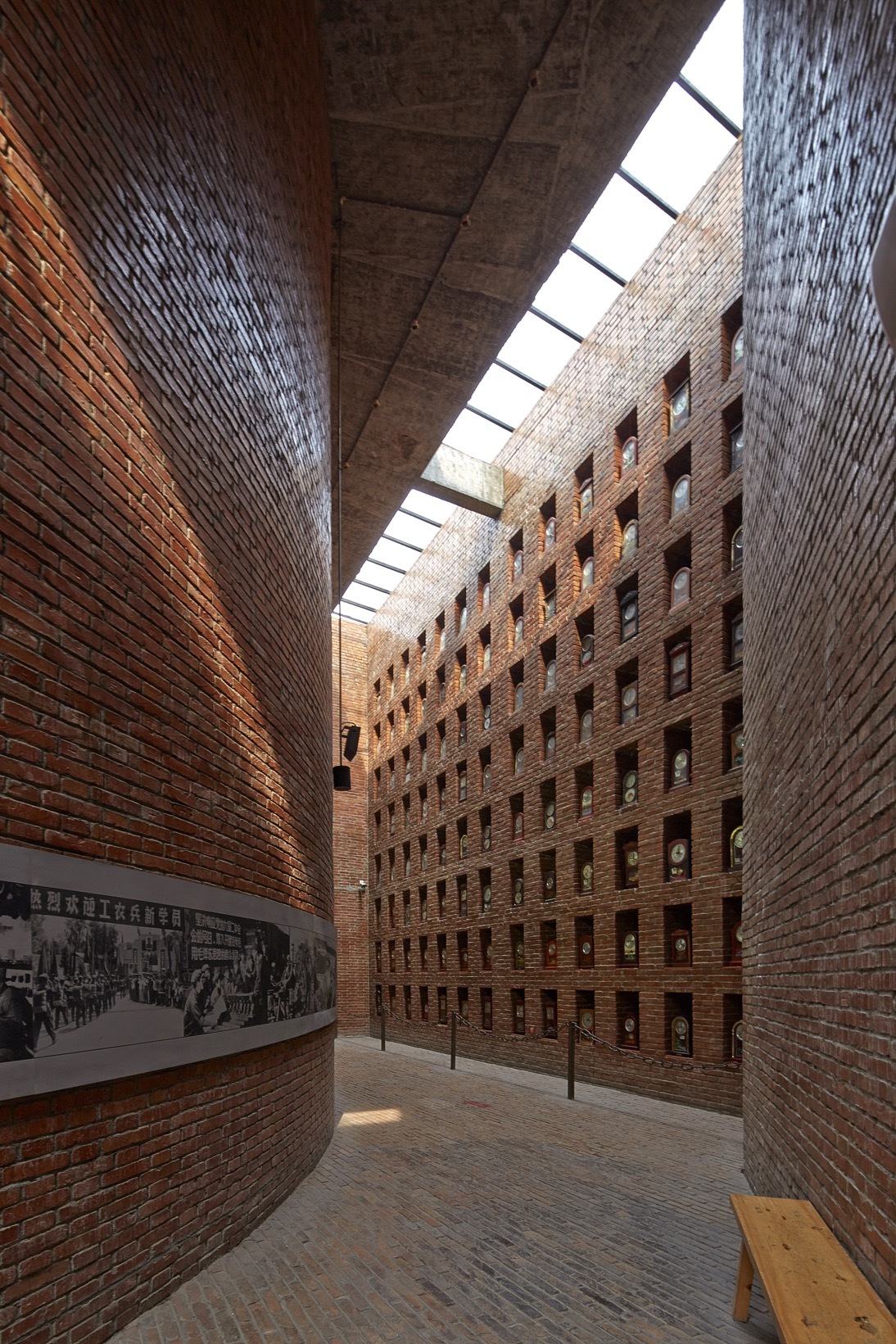 Gallery of Clock Museum Of the Cultural Revolution / Jiakun Architects - 3
