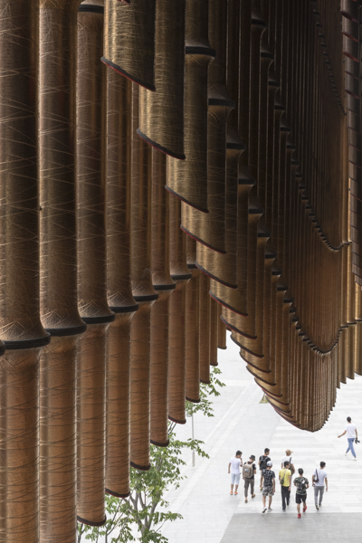 Galeria de Bund Finance Centre / Foster + Partners + Heatherwick Studio - 6