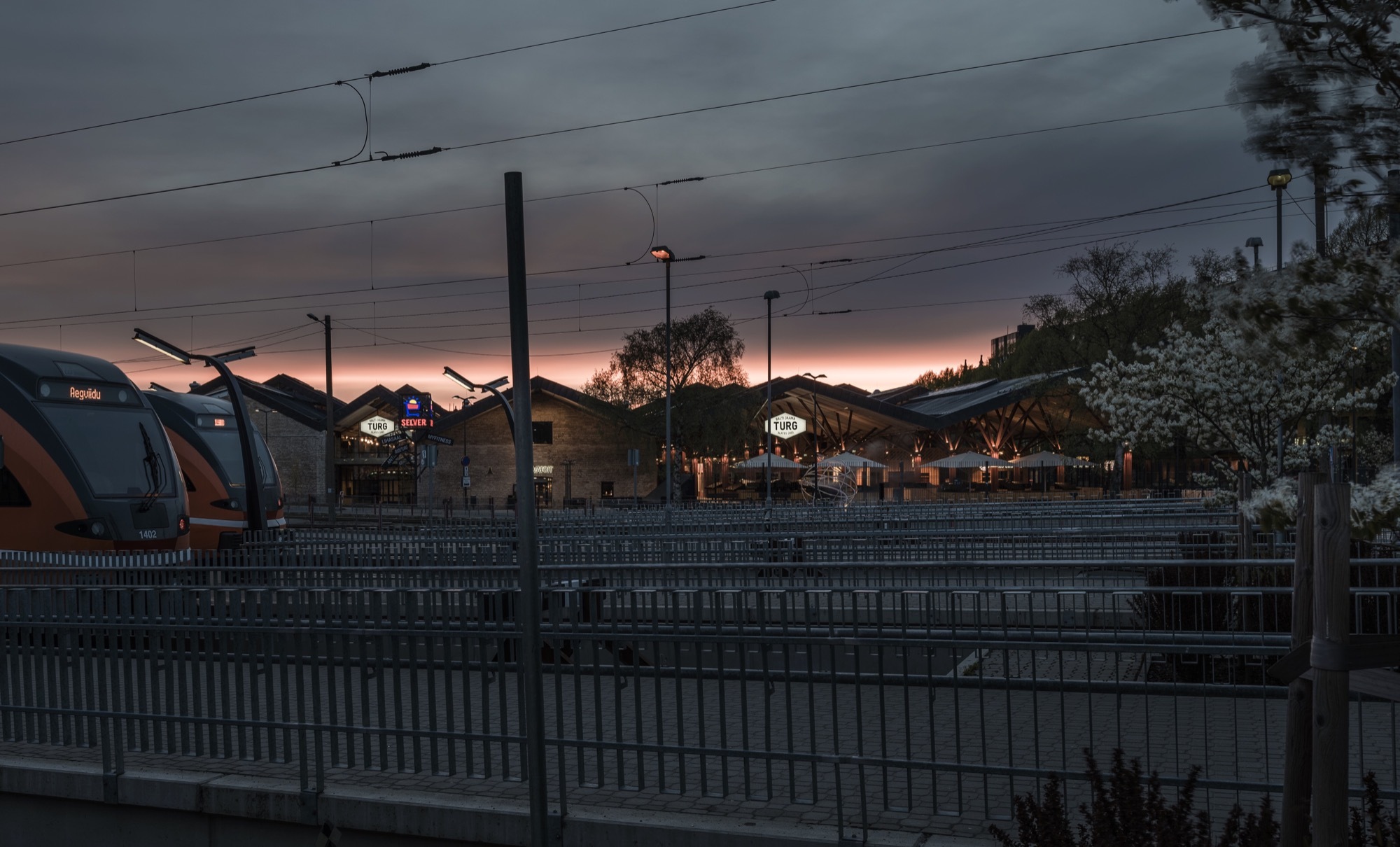 Gallery of Baltic Station Market / KOKO architects - 12