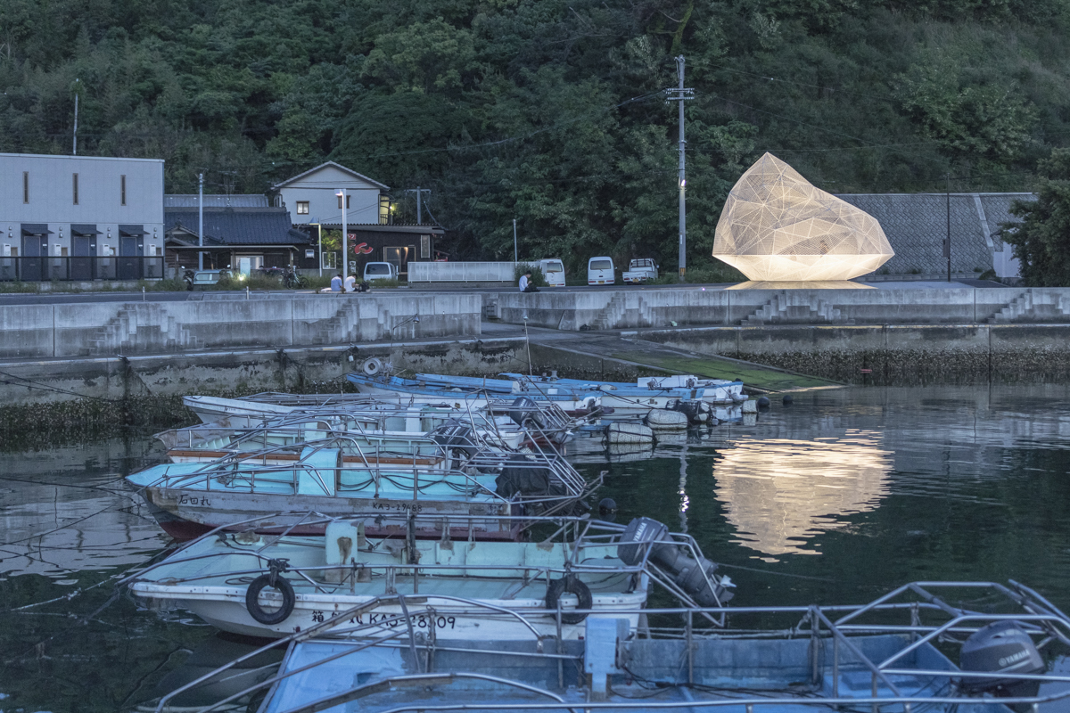 Gallery of Sou Fujimoto's Naoshima Pavilion Photographed by Laurian ...