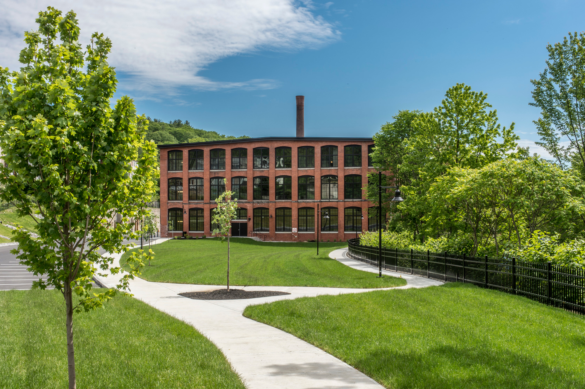 Gallery of Yarn Works / The Architectural Team - 10