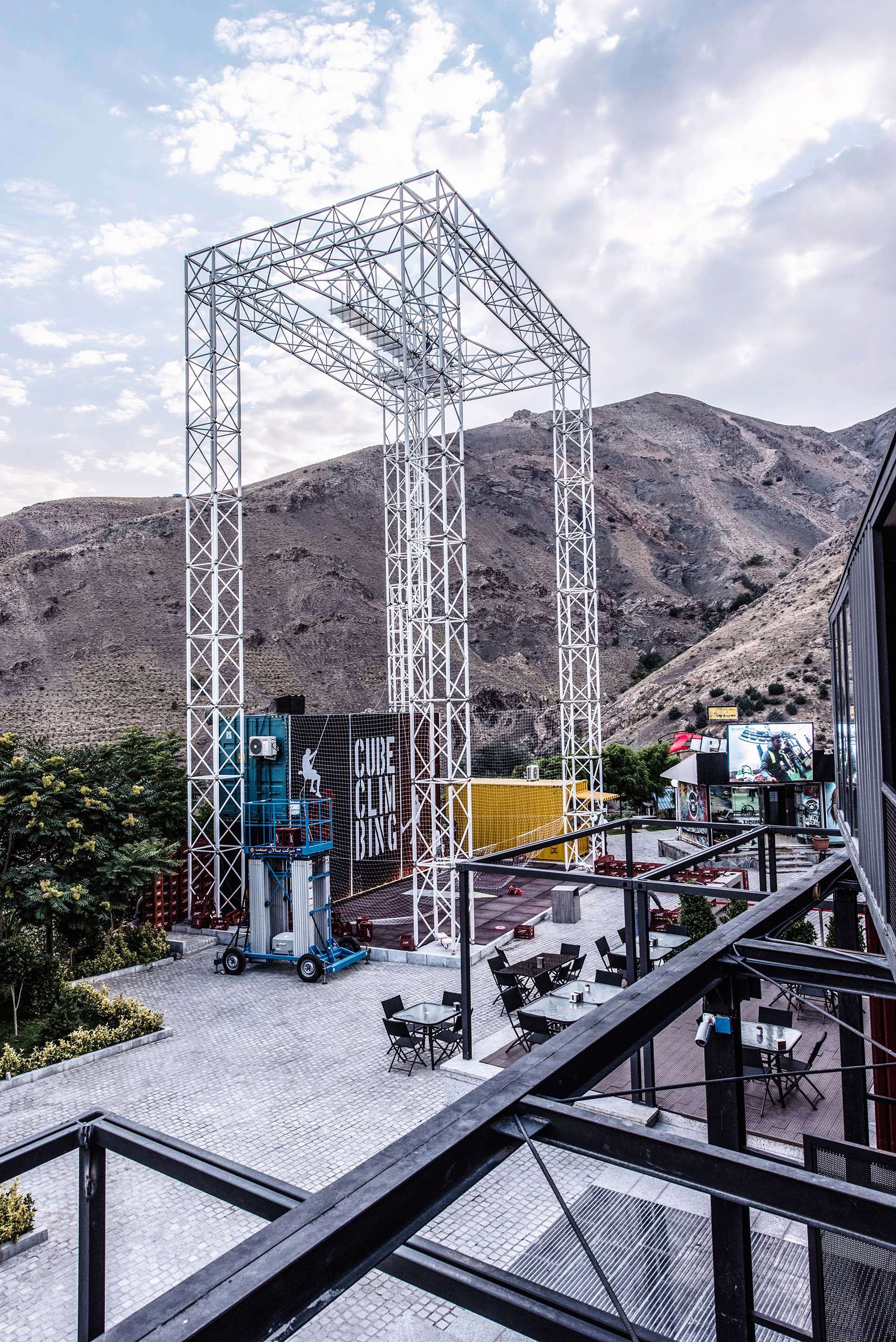 Gallery of Cube Club / On Office - 25