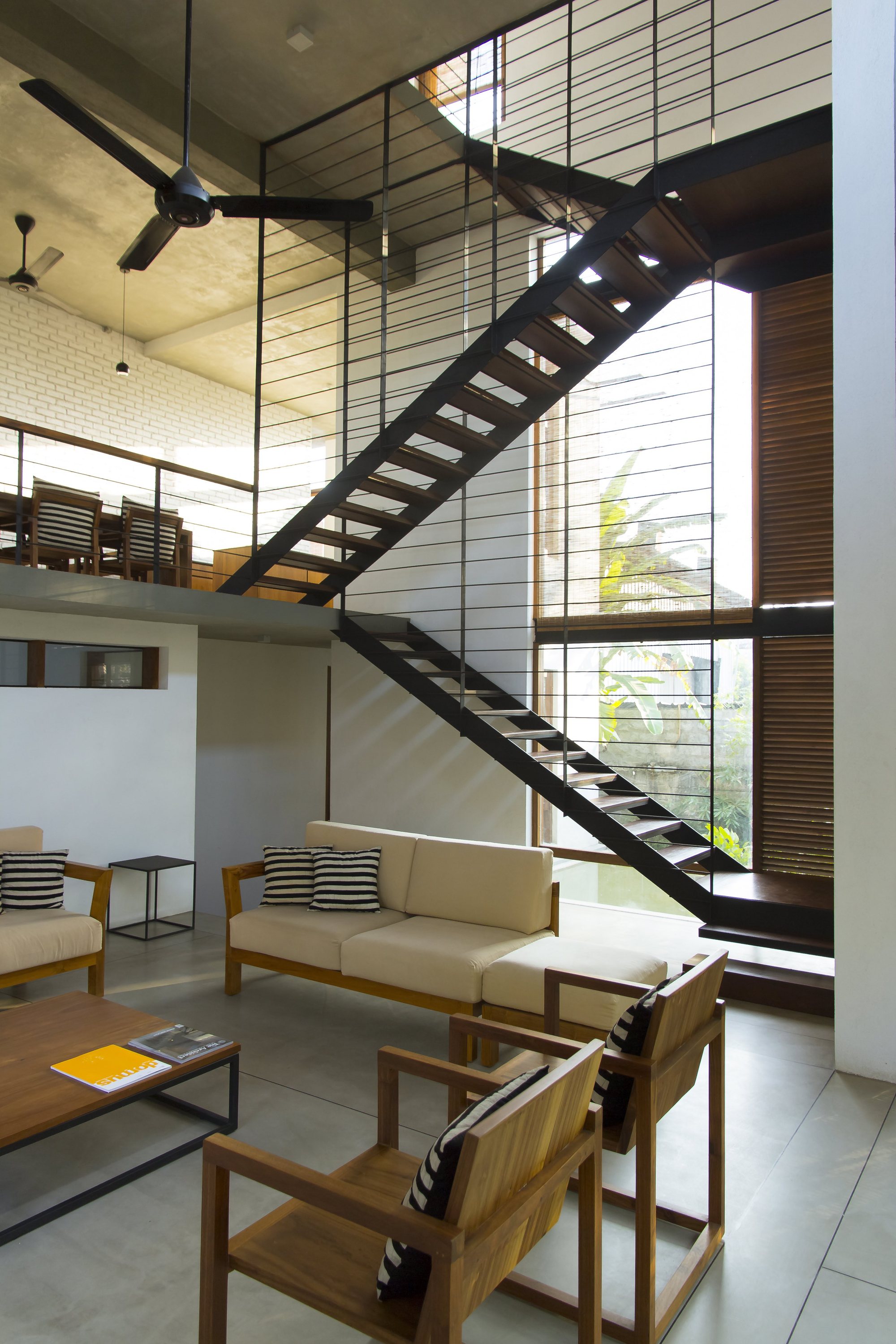 Gallery of Robust Extents House / ICONCAST - 5