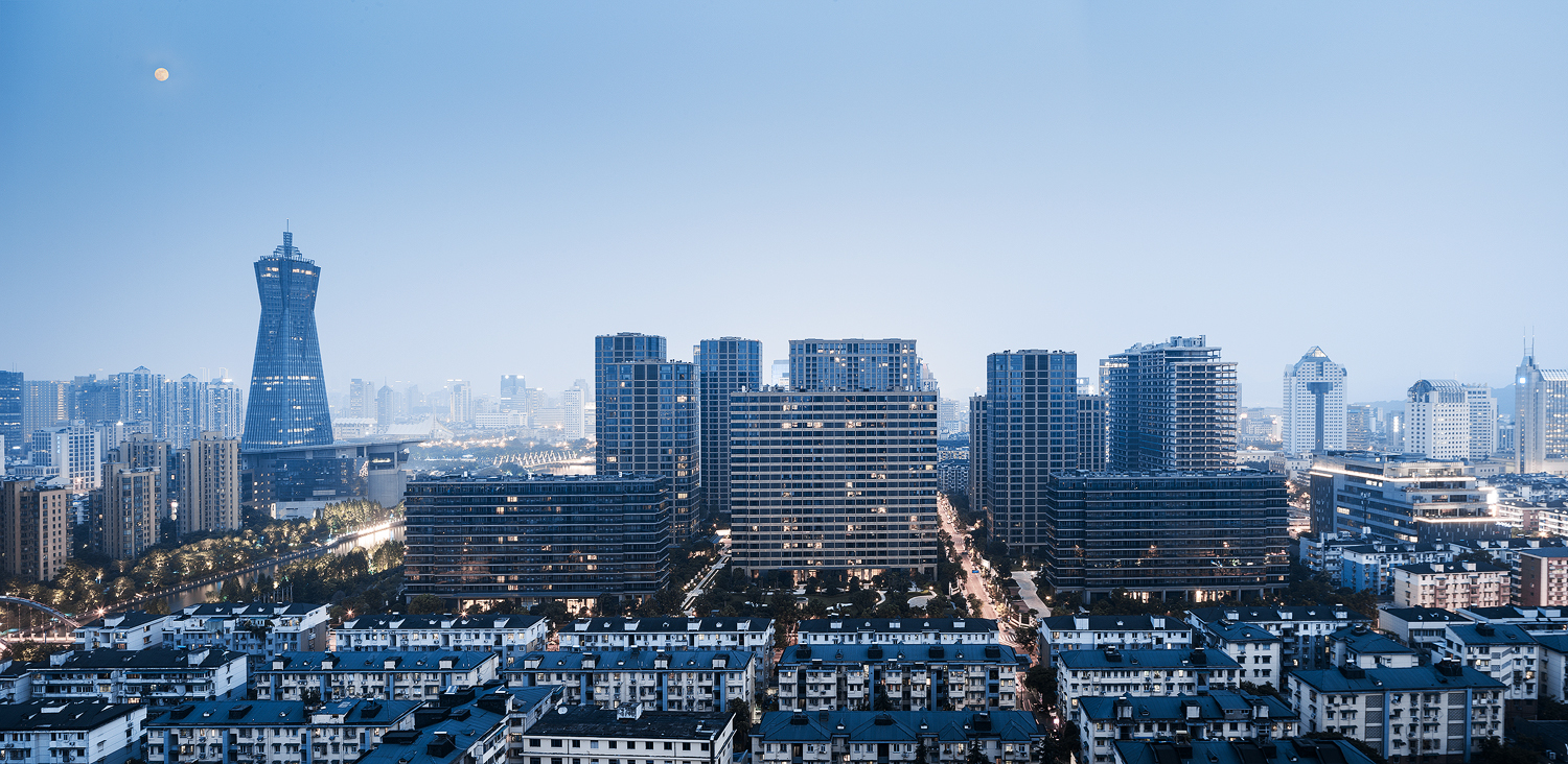 Gallery of The One / gad - 17