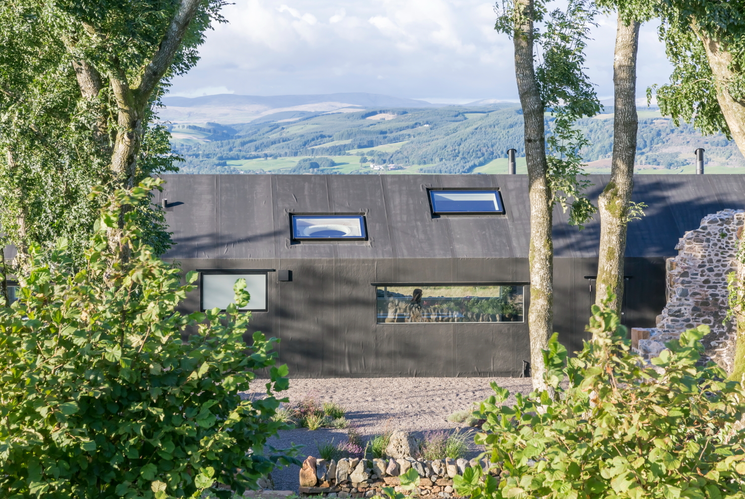 Gallery of Ruin Studio / Lily Jencks Studio + Nathanael Dorent ...