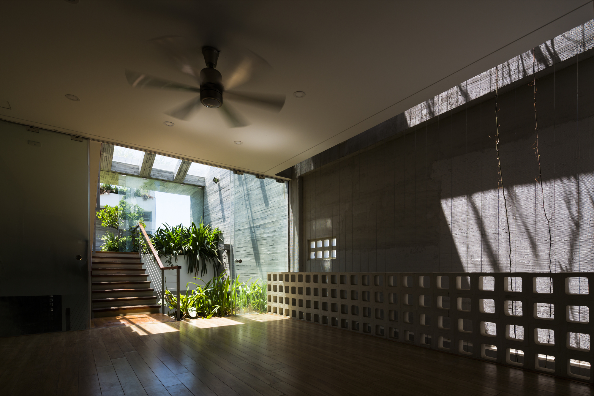 Gallery of S House / Ho Khue Architects - 4