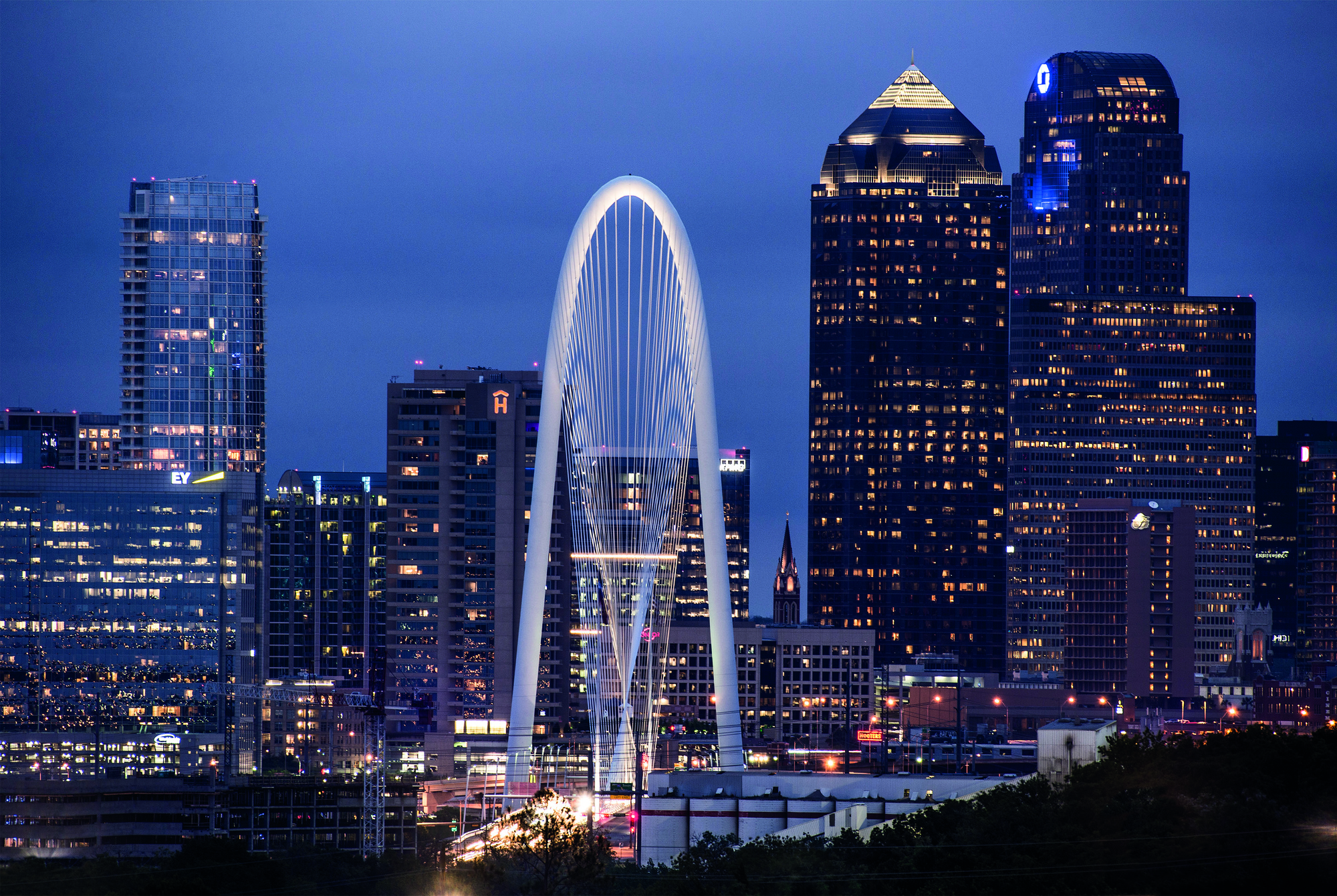 How Bridges Evolved Into Signifiers of Urban Identity | ArchDaily