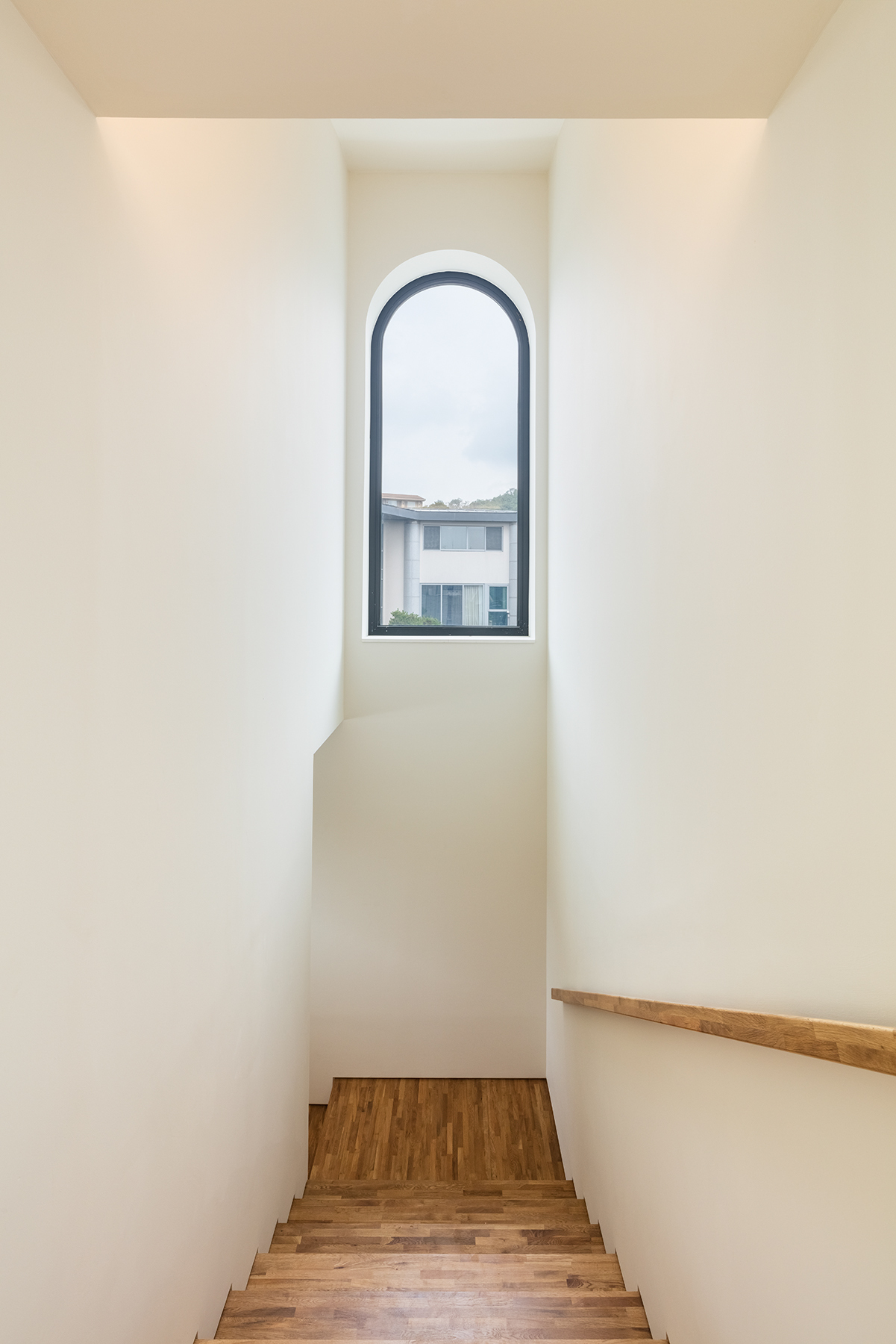 Gallery of Cheongun Residence / Hyundai Kim + Tectonics Lab - 15