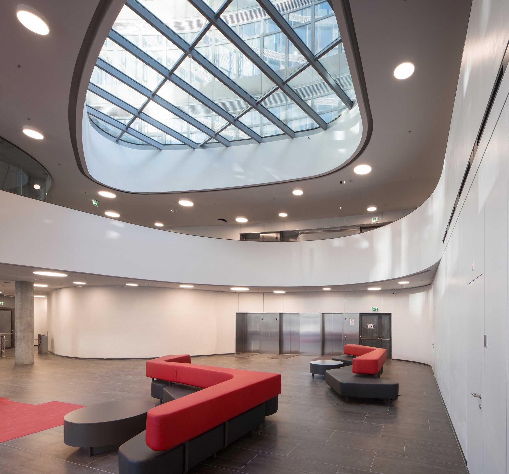 Gallery of ÖBB Headquarter / Zechner & Zechner - 4