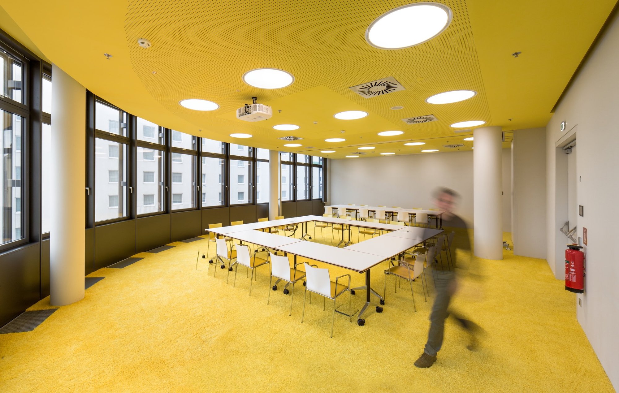 Gallery of ÖBB Headquarter / Zechner & Zechner - 36