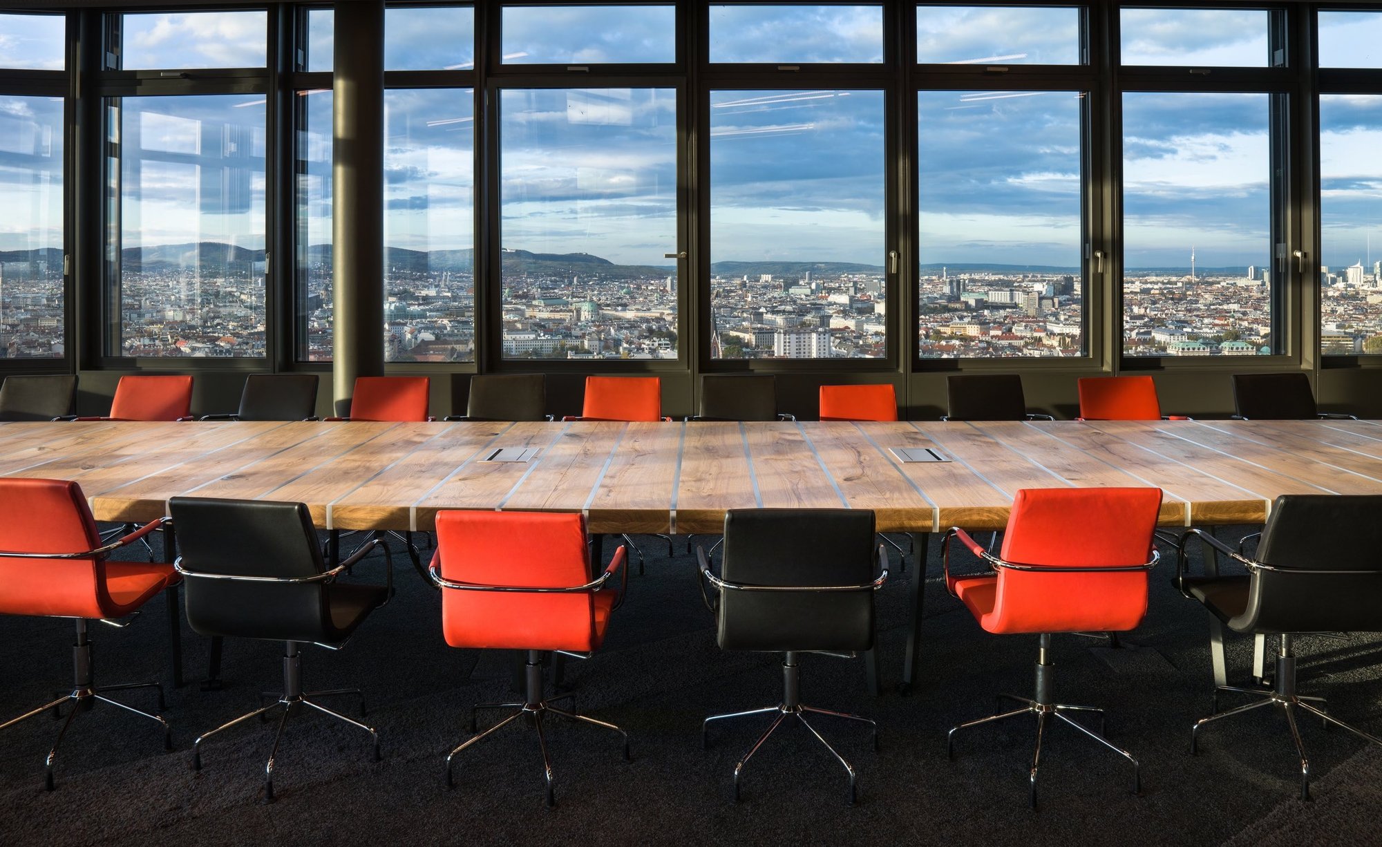 Gallery of ÖBB Headquarter / Zechner & Zechner - 32