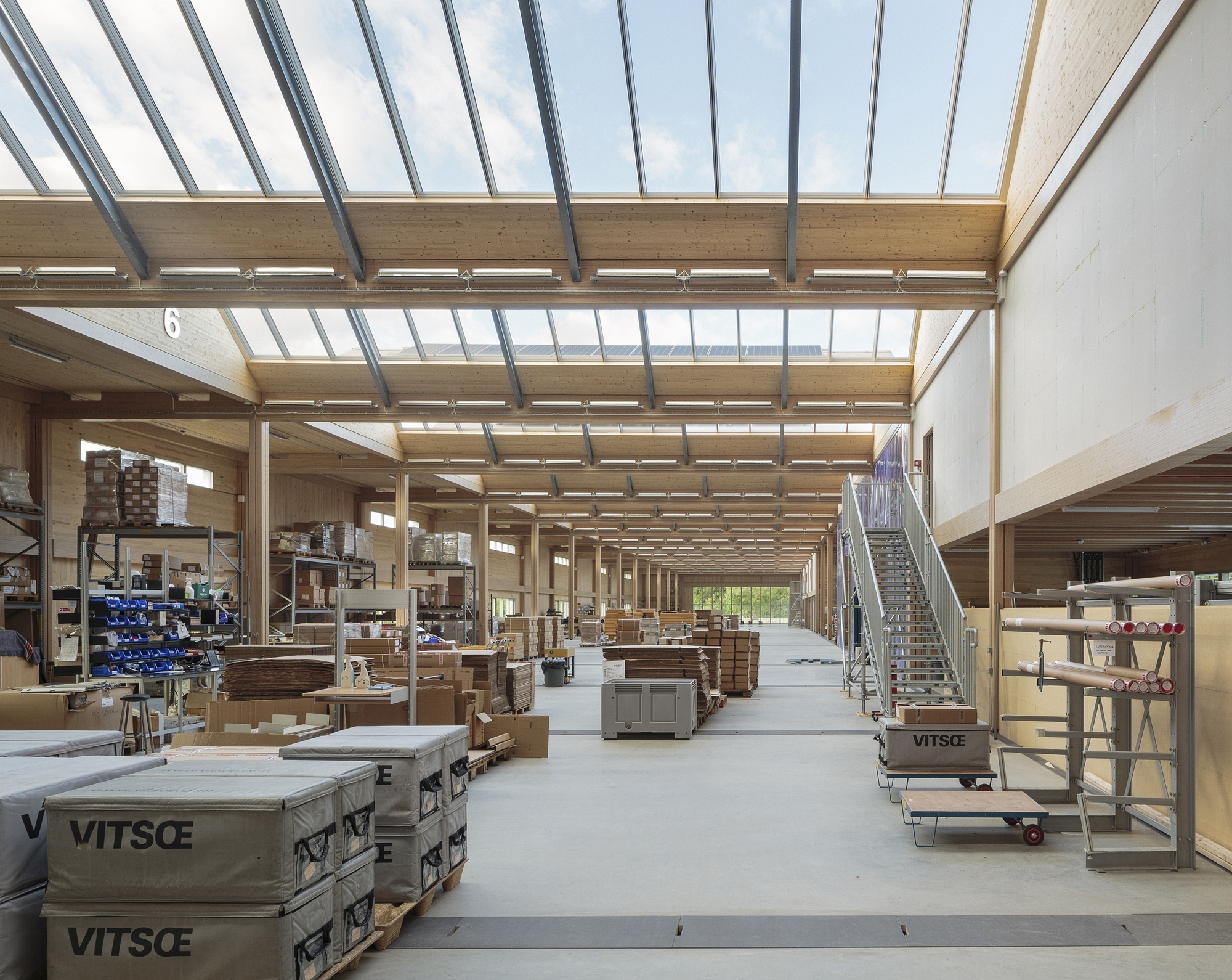 Gallery of Vitsœ HQ and production building / Vitsœ and Martin Francis - 6