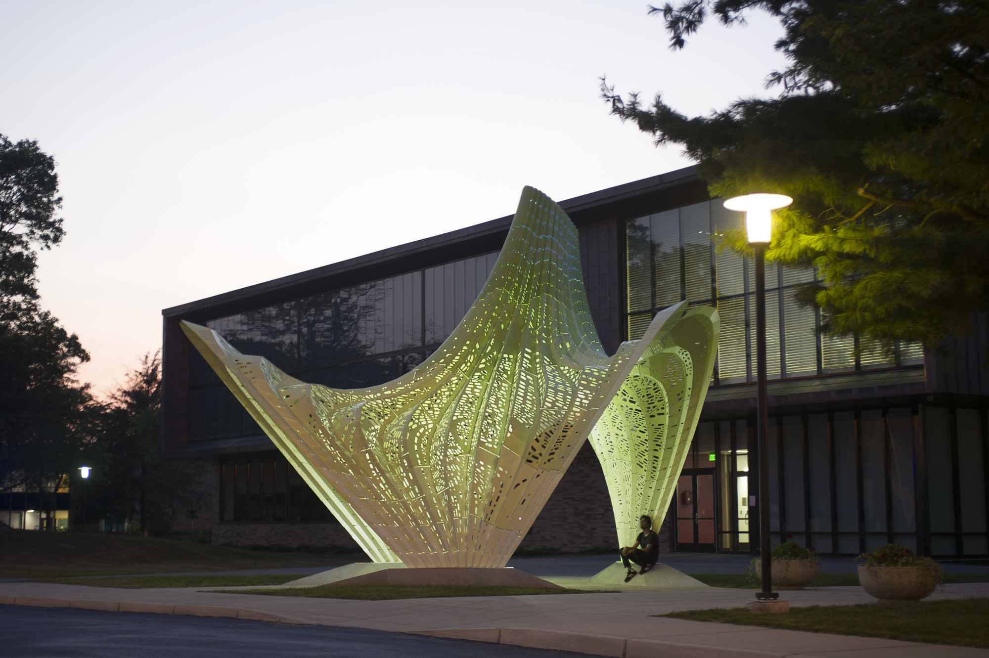 Gallery of HYPARBOLE / MARC FORNES / THEVERYMANY - 9